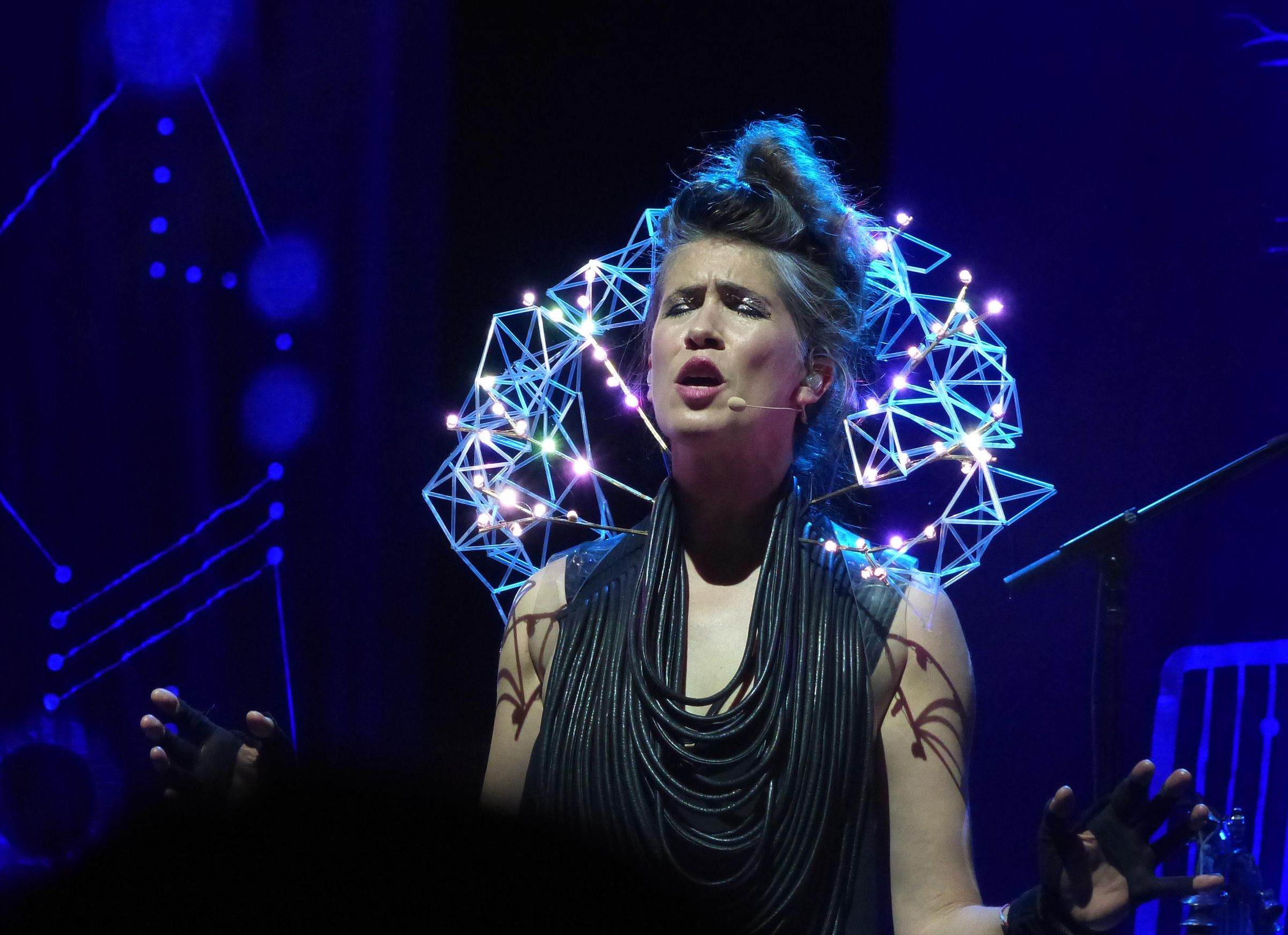 Sculptural Modular LED Jewellery - Made With Cheap Everyday Materials ...