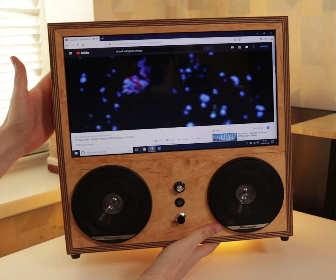 Vintage Look Media PC From an Old Laptop : 30 Steps (with Pictures ...