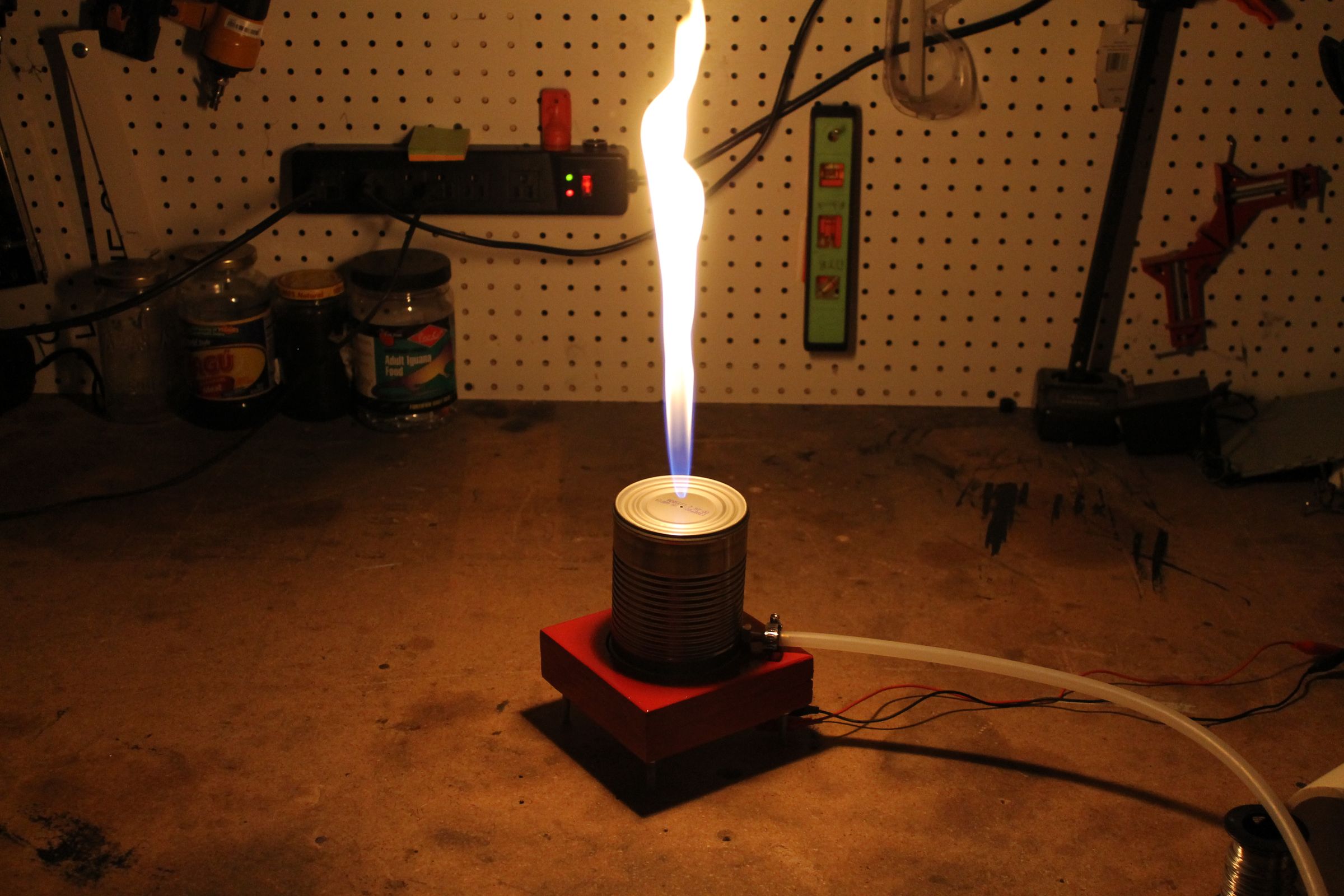 The "Pyro Jam Can" : 6 Steps - Instructables