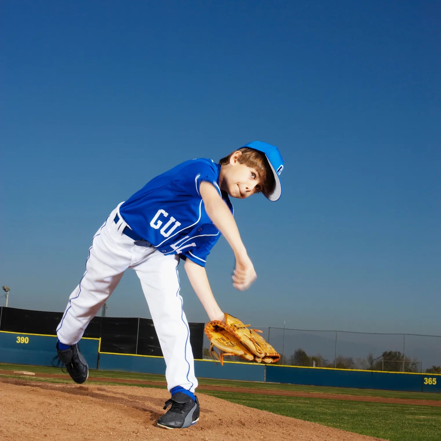 How to Throw a Four Seam Fastball : 8 Steps - Instructables