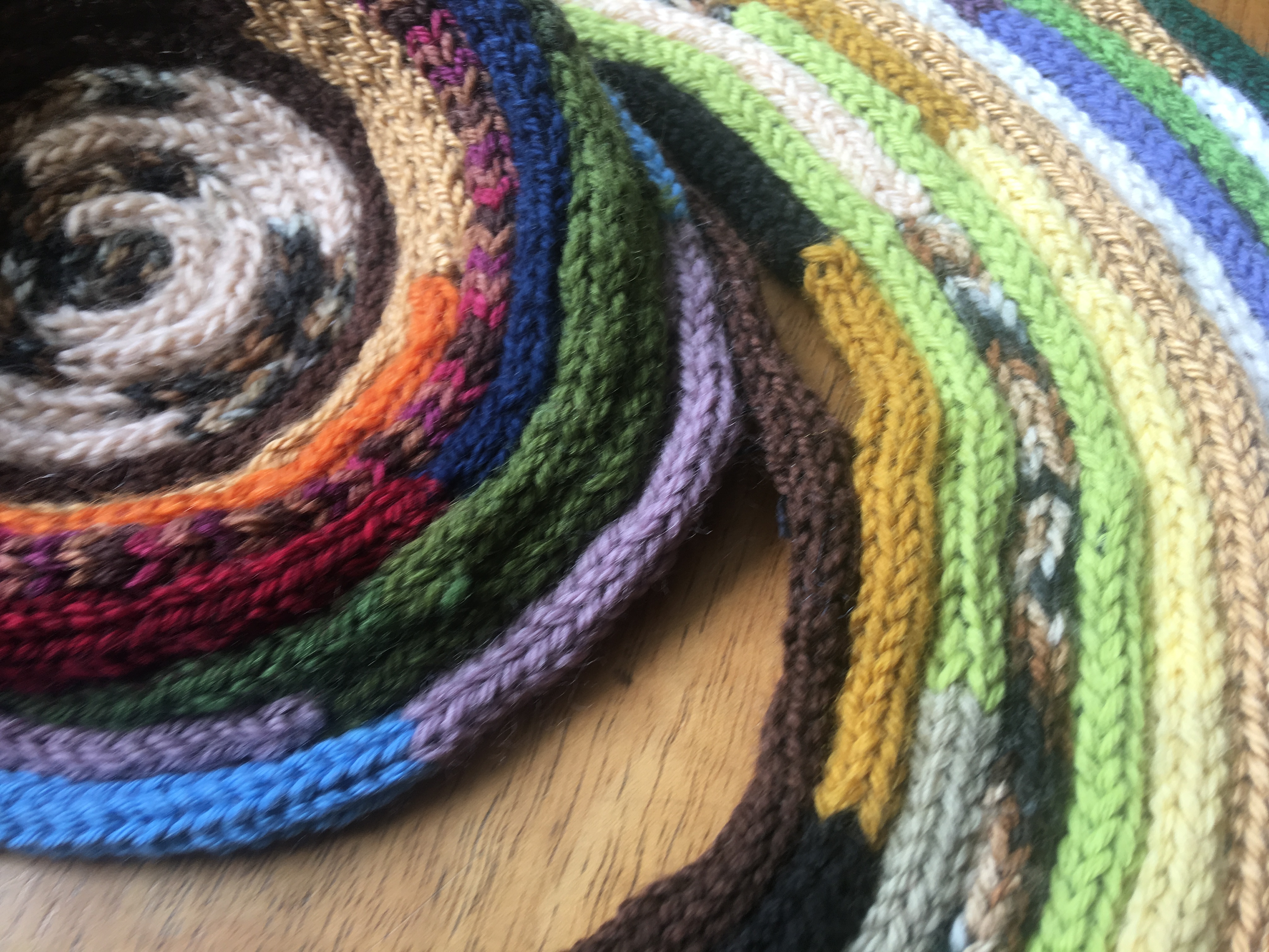 How to French Knit a Rug : 11 Steps (with Pictures) - Instructables