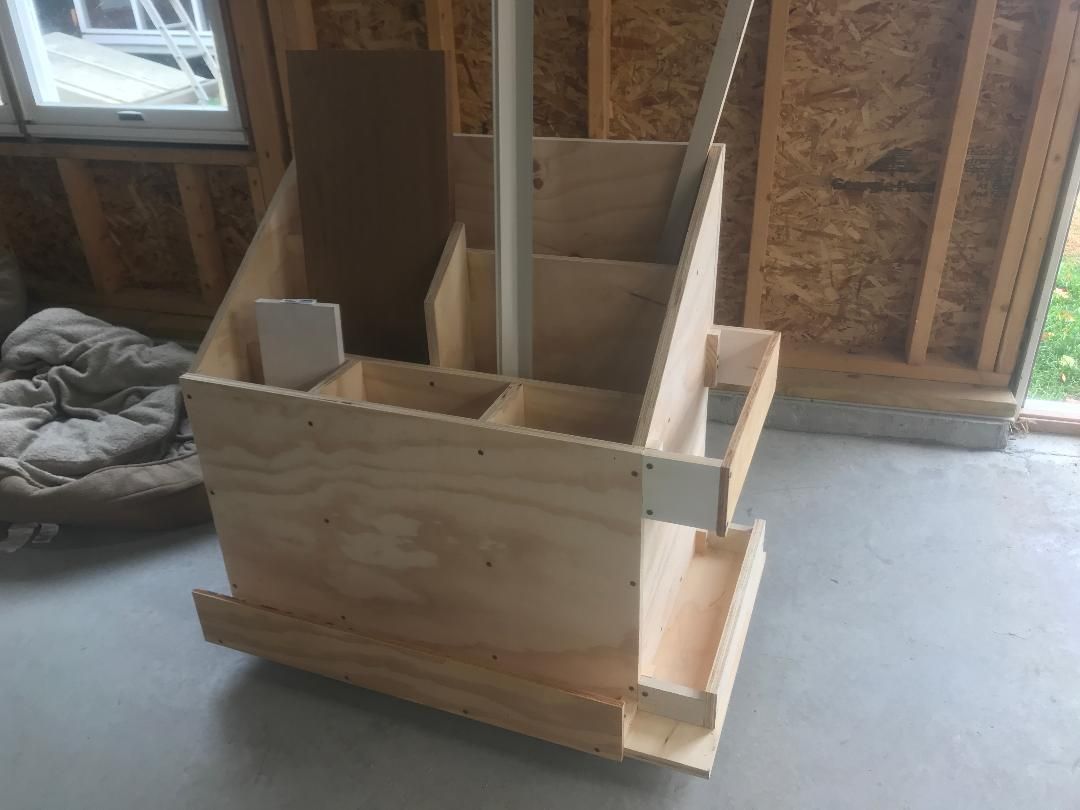 Scrap Cart From a Single Plywood Sheet (w/ Plans!) : 10 Steps (with ...