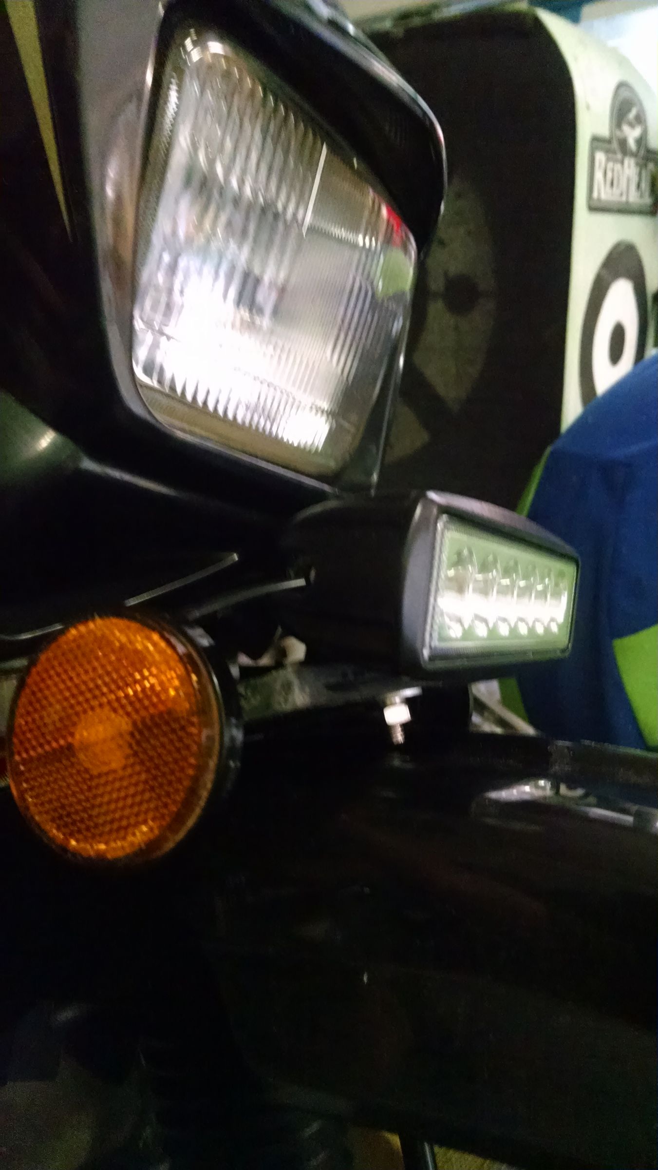 Suzuki DRZ 400 Motorcycle LED Light Bar Mount : 6 Steps - Instructables