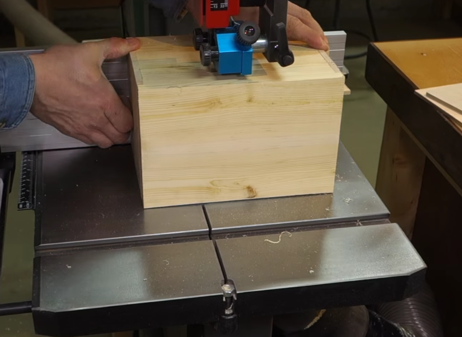 How to - Secret Compartment Box II : 4 Steps (with Pictures ...