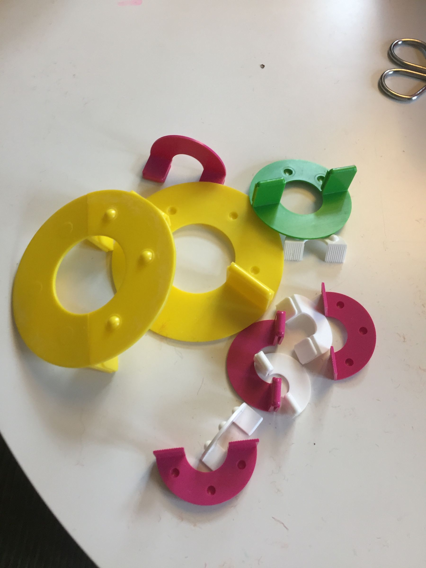 Grandma's Fluffy Pom-Pom Techniques : 14 Steps - Instructables