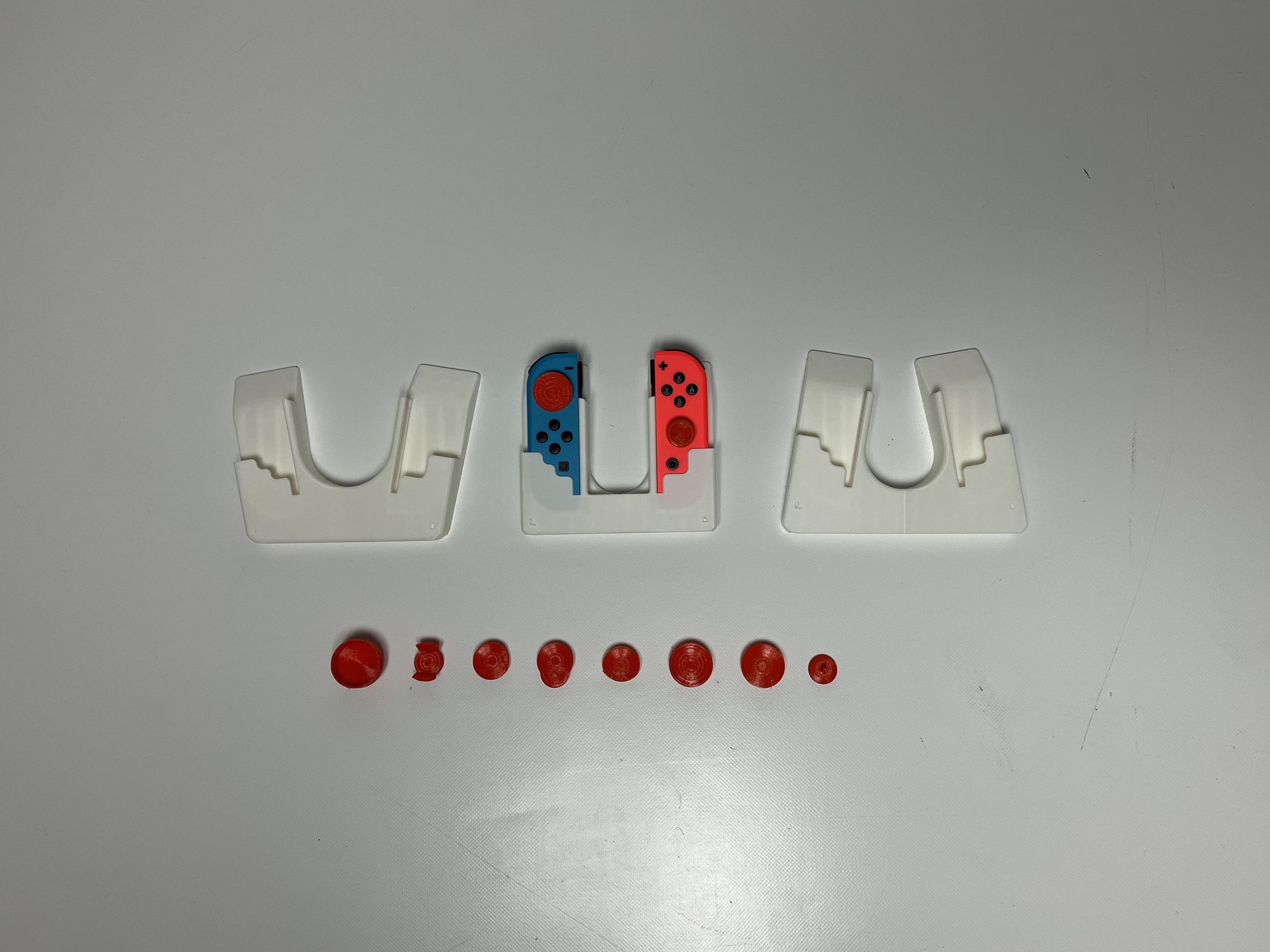 D4E1 3D Print a Life-Size Controller Holder and Caps: a Maker's Guide ...