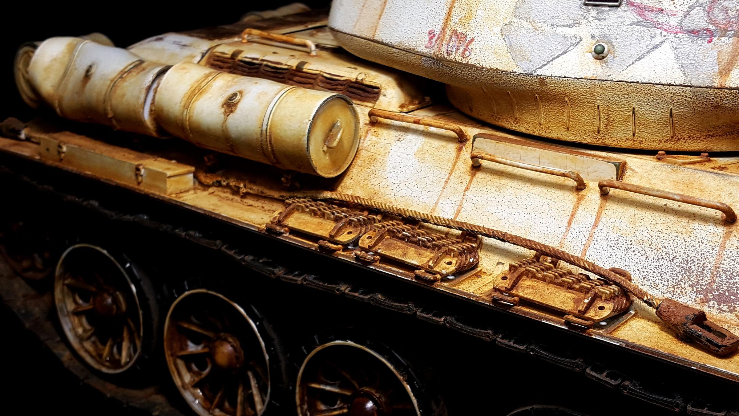 Weathering T34/85 Rc Tank : 3 Steps - Instructables