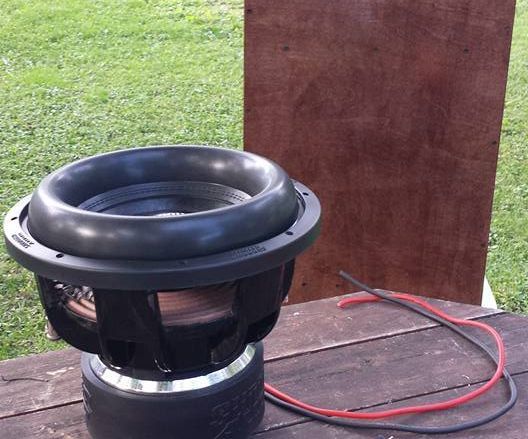 Car Subwoofer Enclosure Build : 9 Steps (with Pictures) - Instructables