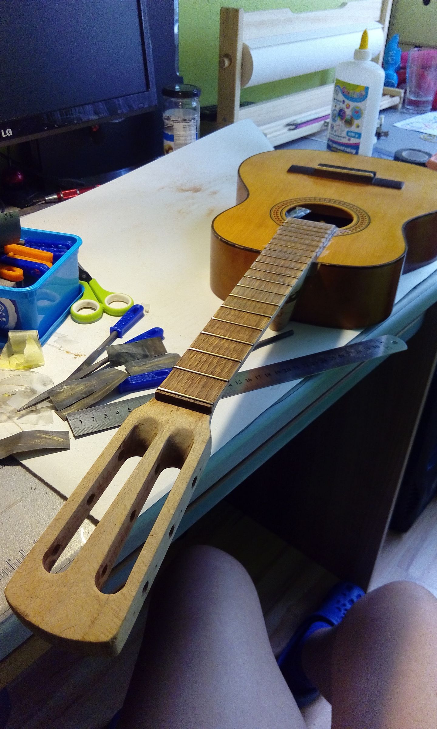 Old Guitar Renovation / Makeover : 5 Steps (with Pictures) - Instructables