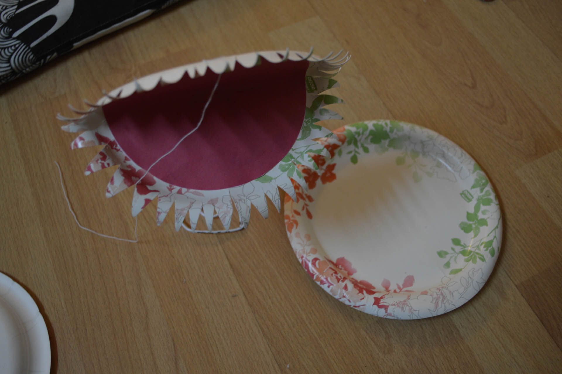Venus Fly Trap Toy Powered by Intel Edison : 11 Steps (with Pictures ...