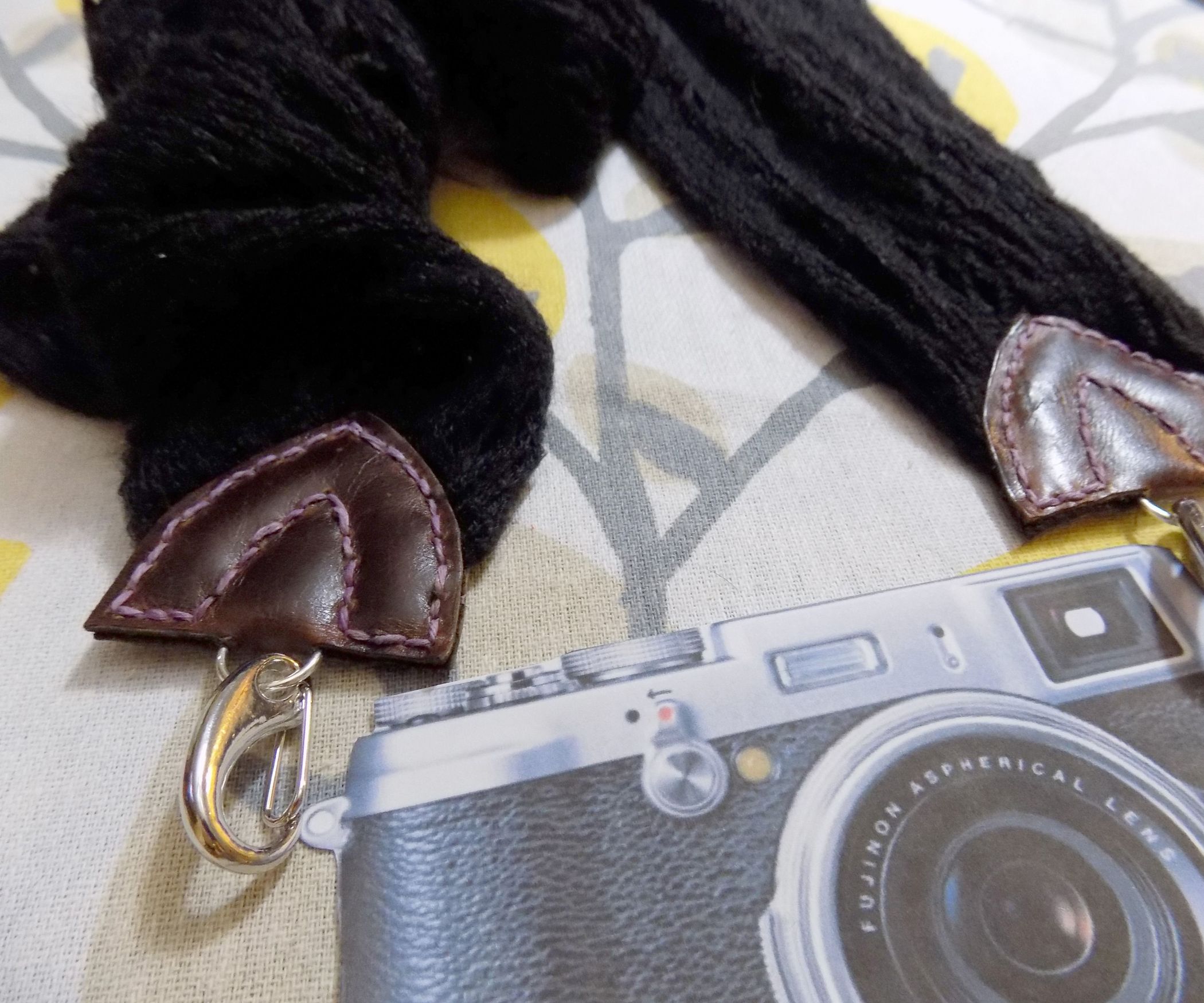 Scarf Camera Strap : 6 Steps (with Pictures) - Instructables