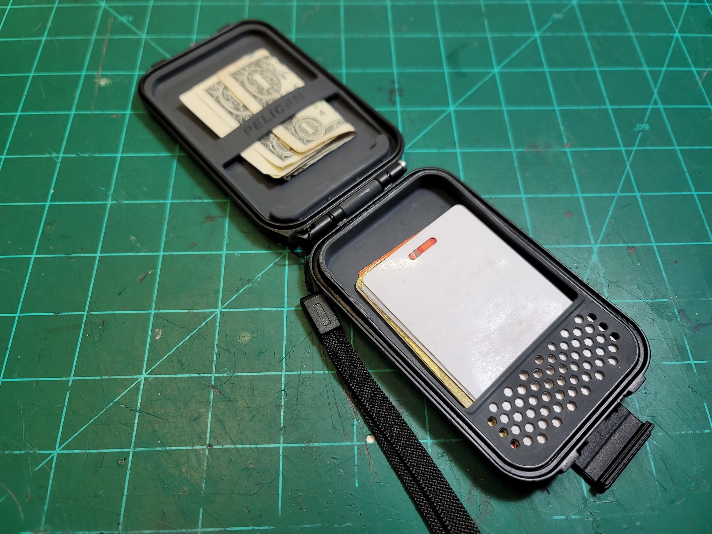 Improved Pelican G5 Wallet Card Index Mod : 4 Steps - Instructables