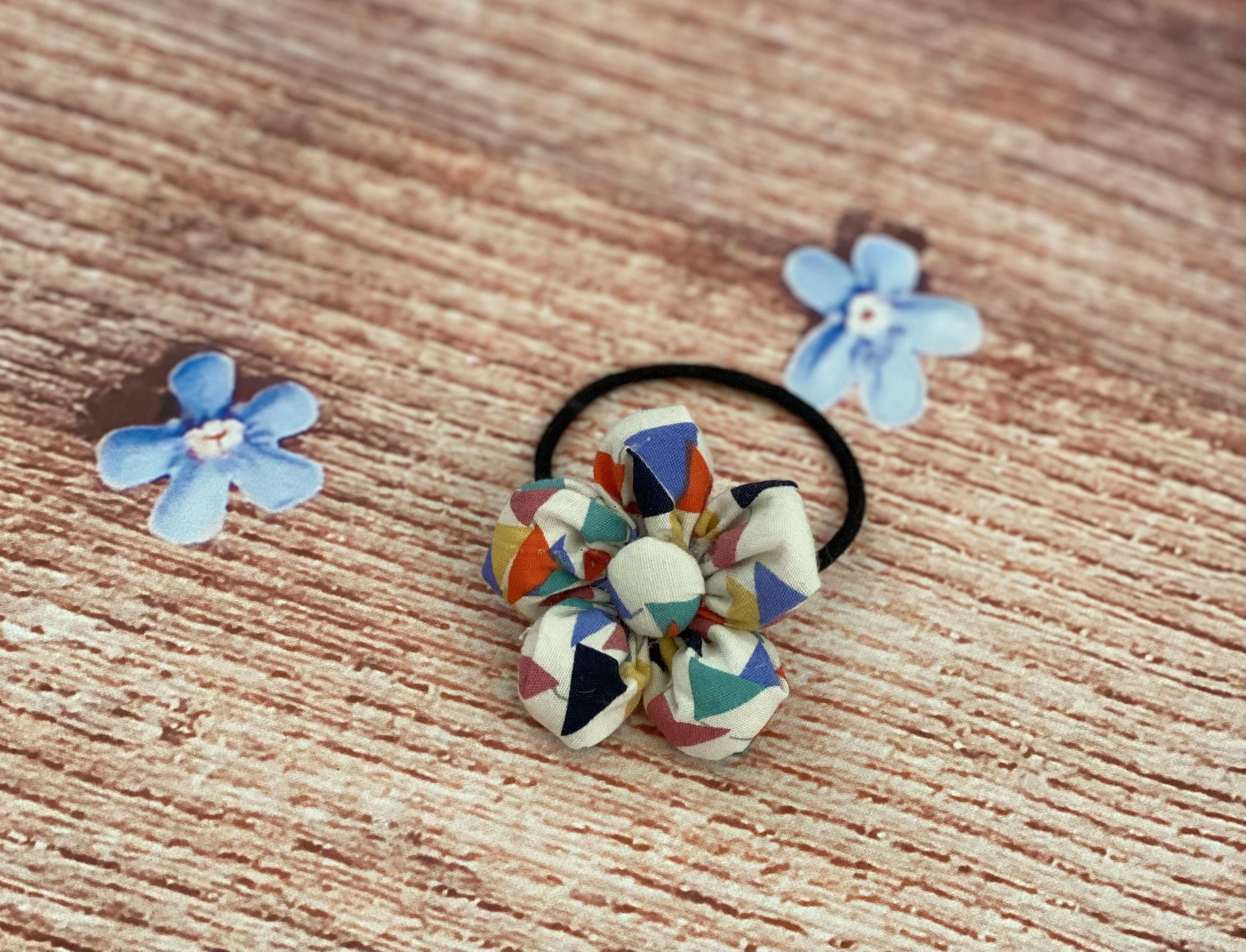 Flowers From Recycled Material : 8 Steps (with Pictures) - Instructables