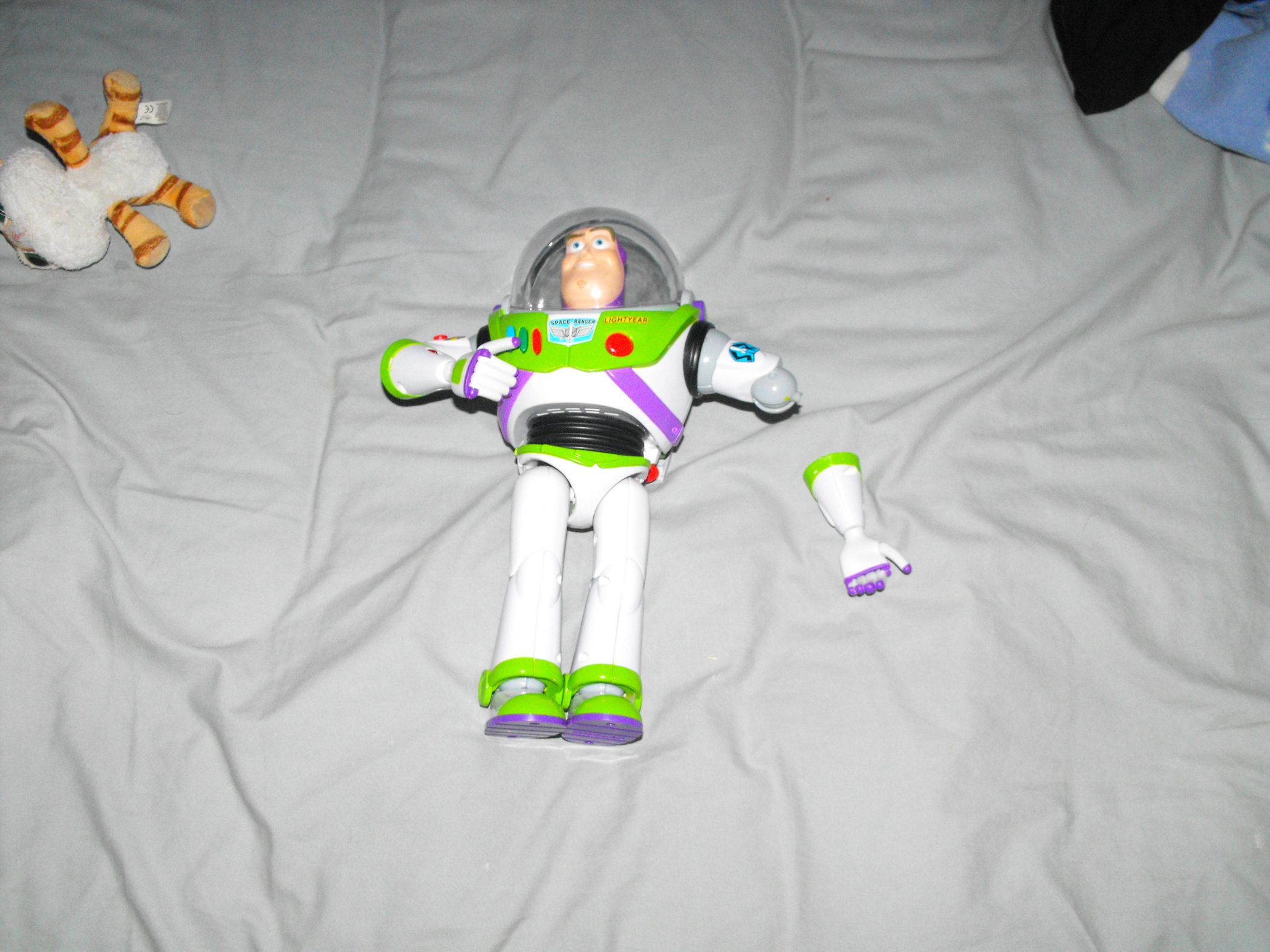 Buzz Lightyear Joint Repair : 5 Steps - Instructables