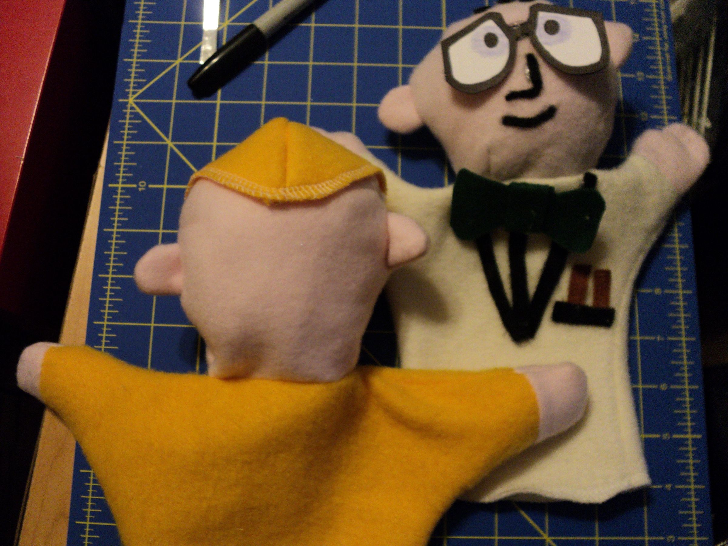 Hand-some Puppets : 8 Steps (with Pictures) - Instructables
