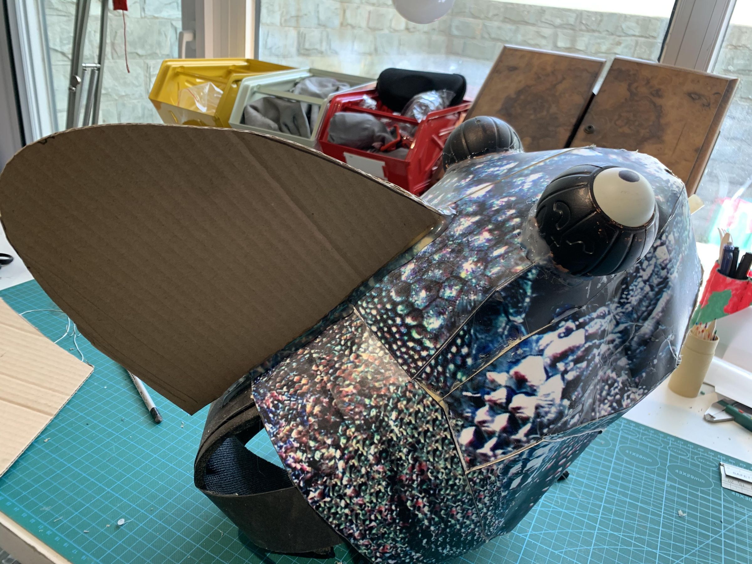 Chameleon Mask : 8 Steps (with Pictures) - Instructables