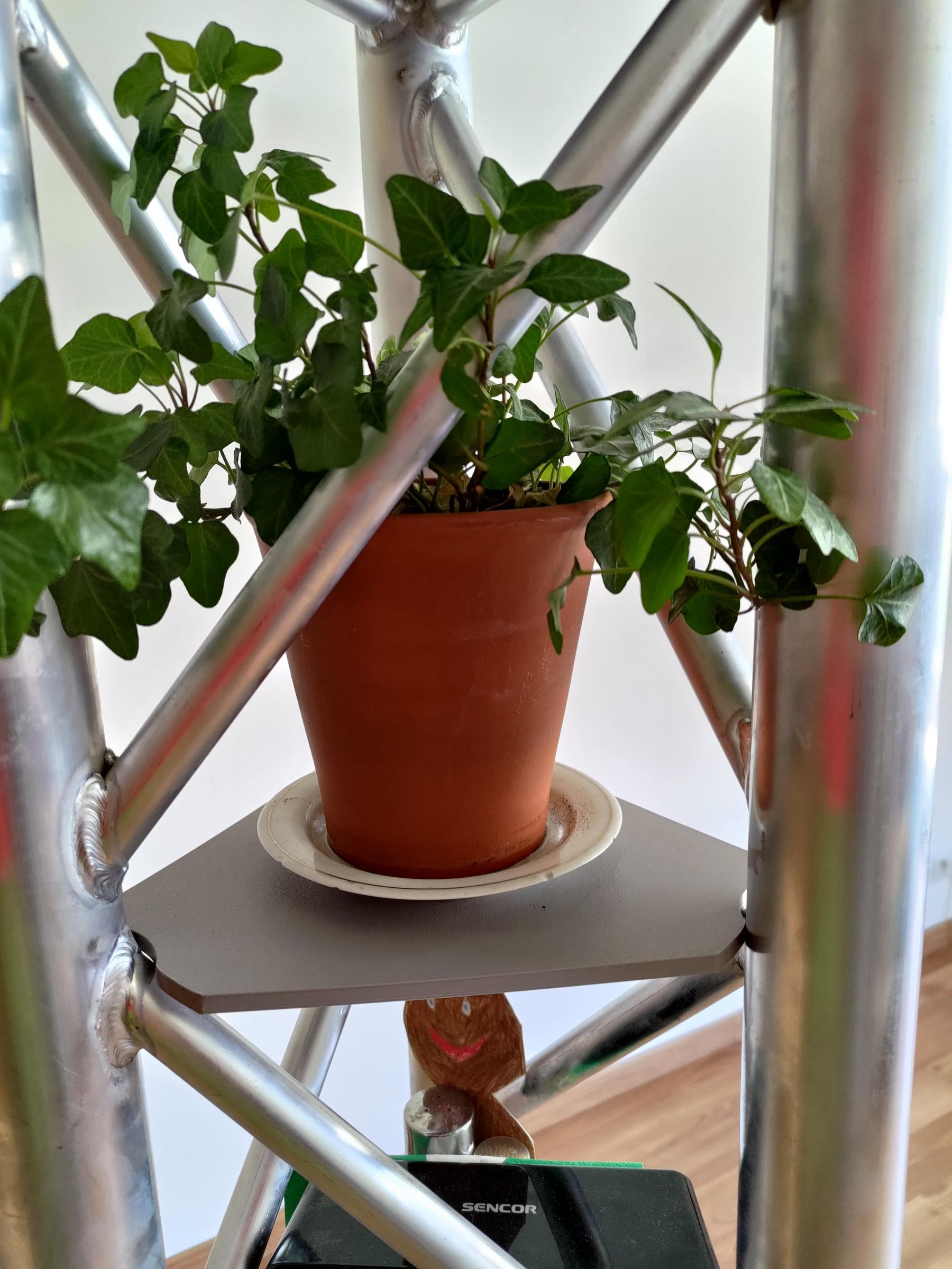 Truss Frame Shelving Unit With Home Theater : 10 Steps (with Pictures ...