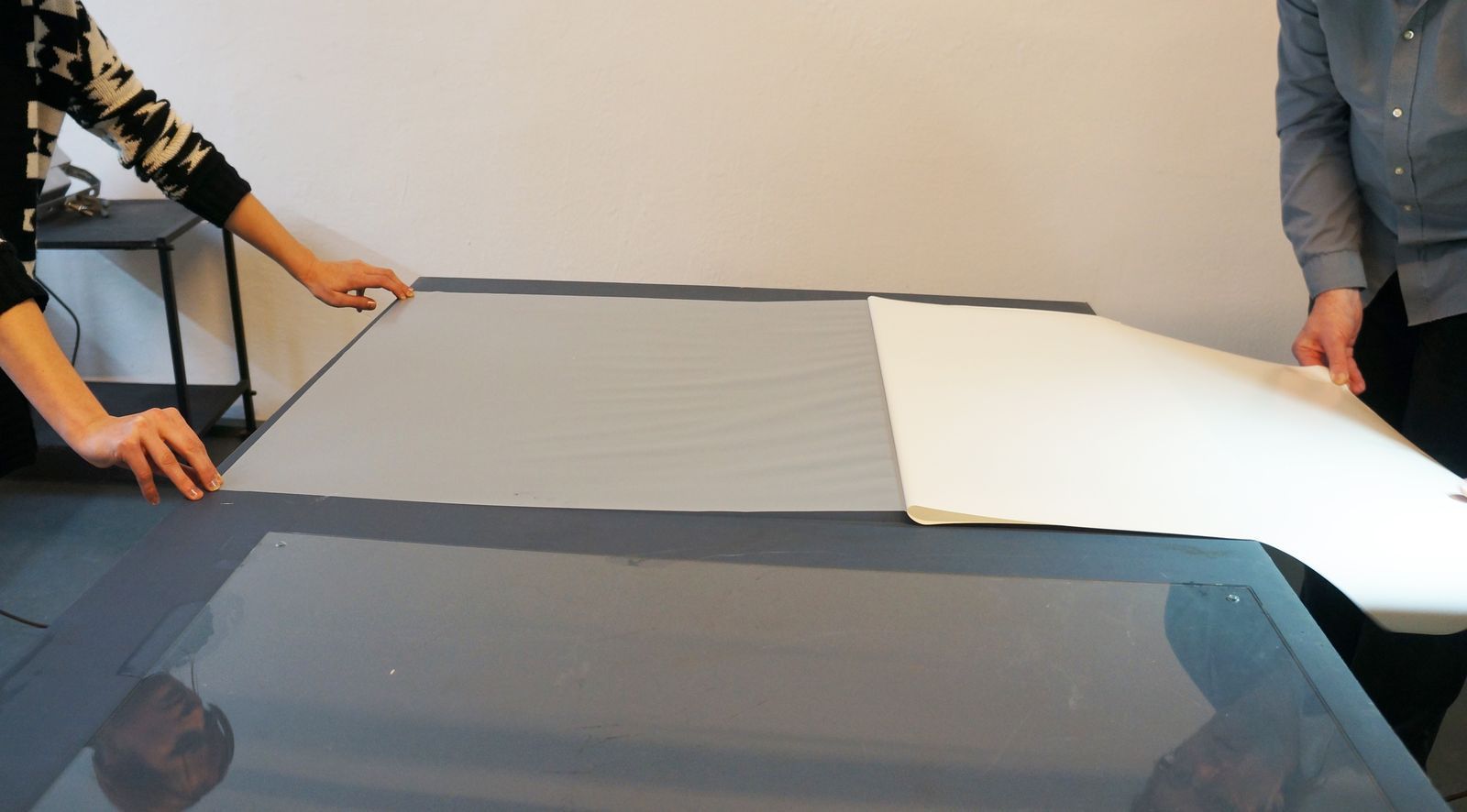 Edddison Projection Table : 11 Steps - Instructables