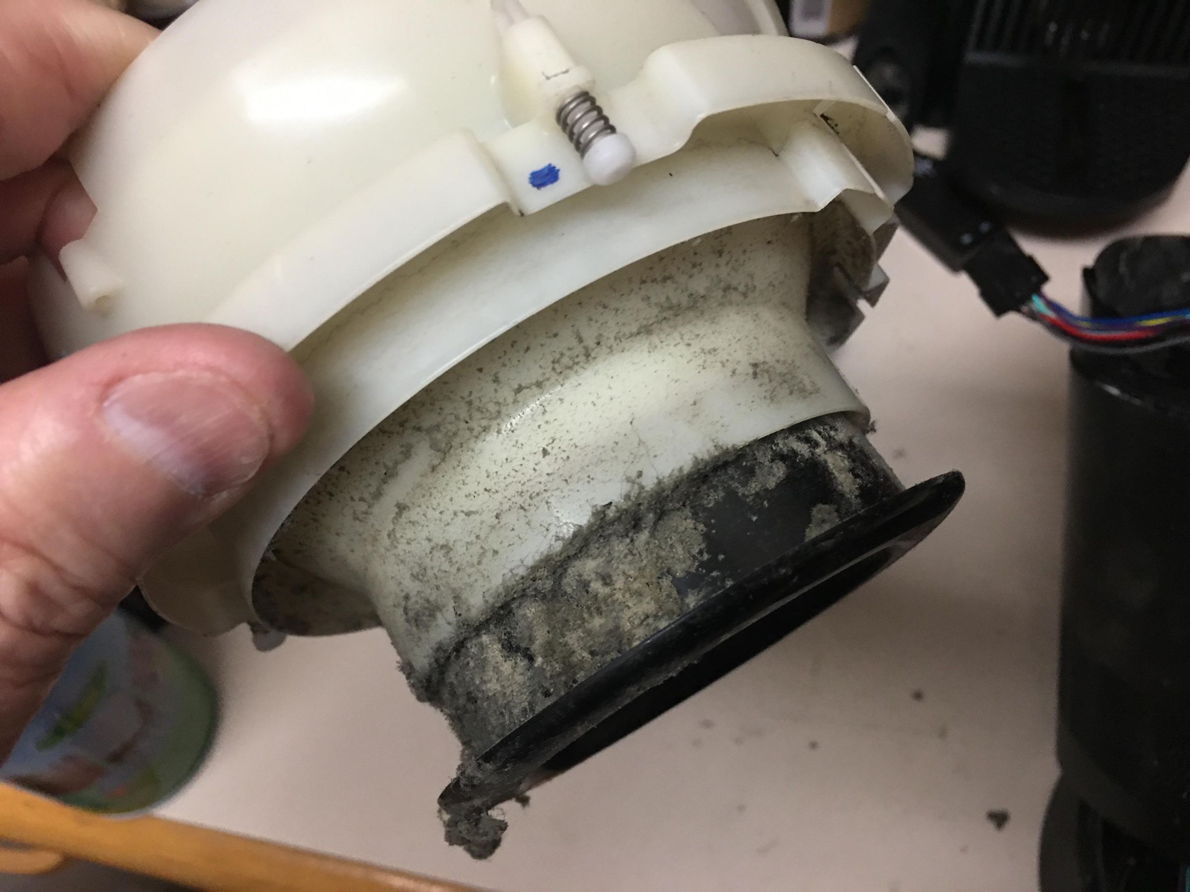 Disassemble and Clean a Dyson Cool Pedestal Fan : 10 Steps - Instructables