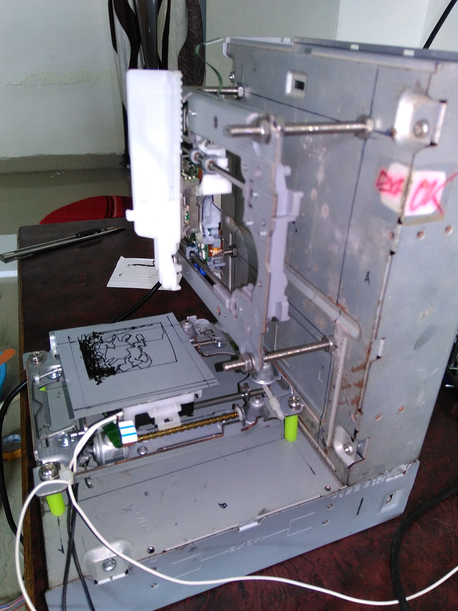 How to Make Mini CNC 2D Plotter Using Scrap DVD Drive, L293d Motor ...