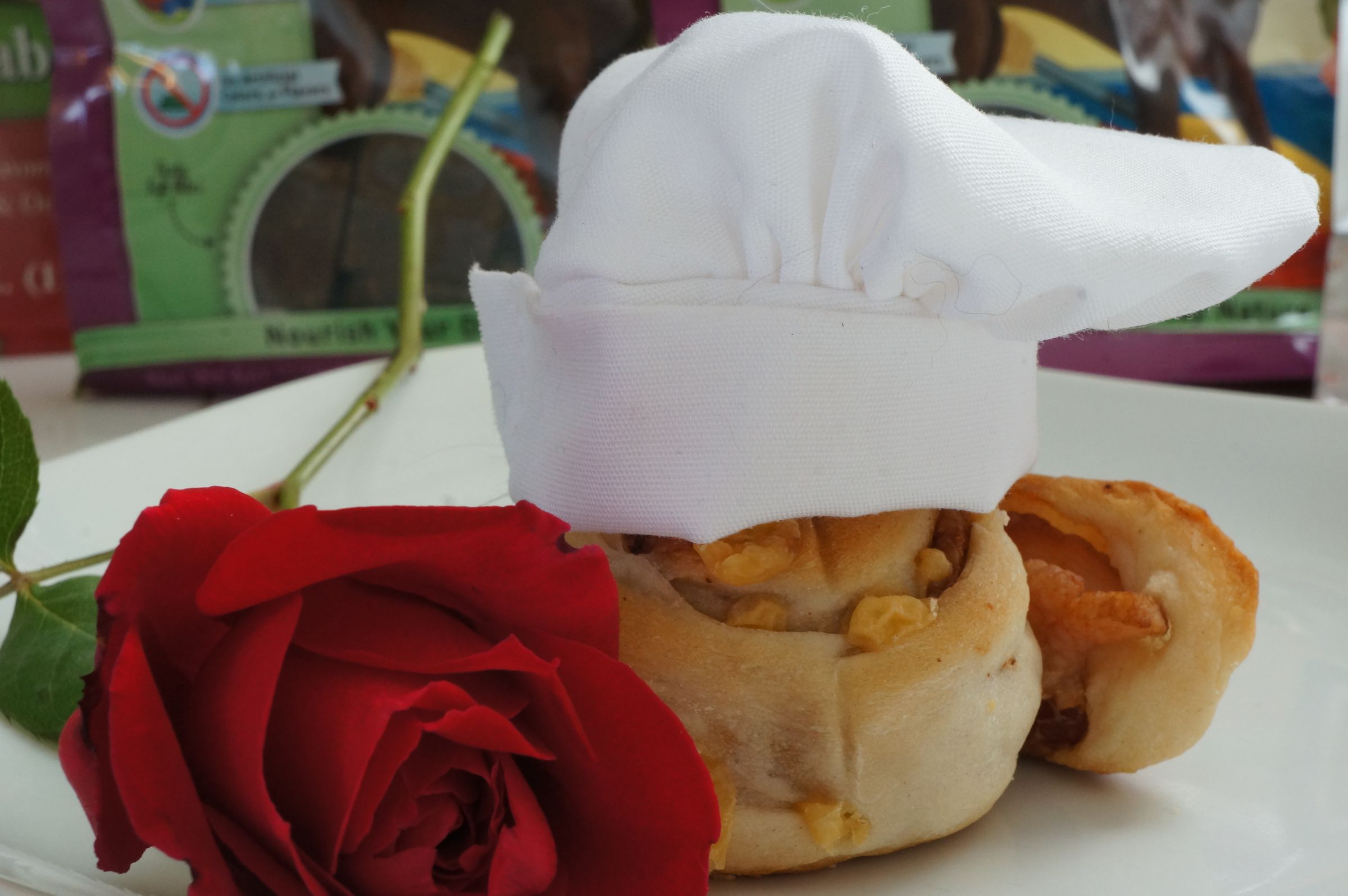 How to Make a Chef Hat Toque Pattern for Large or Small Pets : 12 Steps ...
