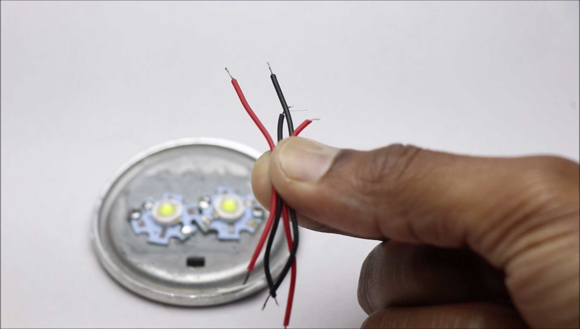 Giving LED Bulbs a Second Chance : 7 Steps (with Pictures) - Instructables