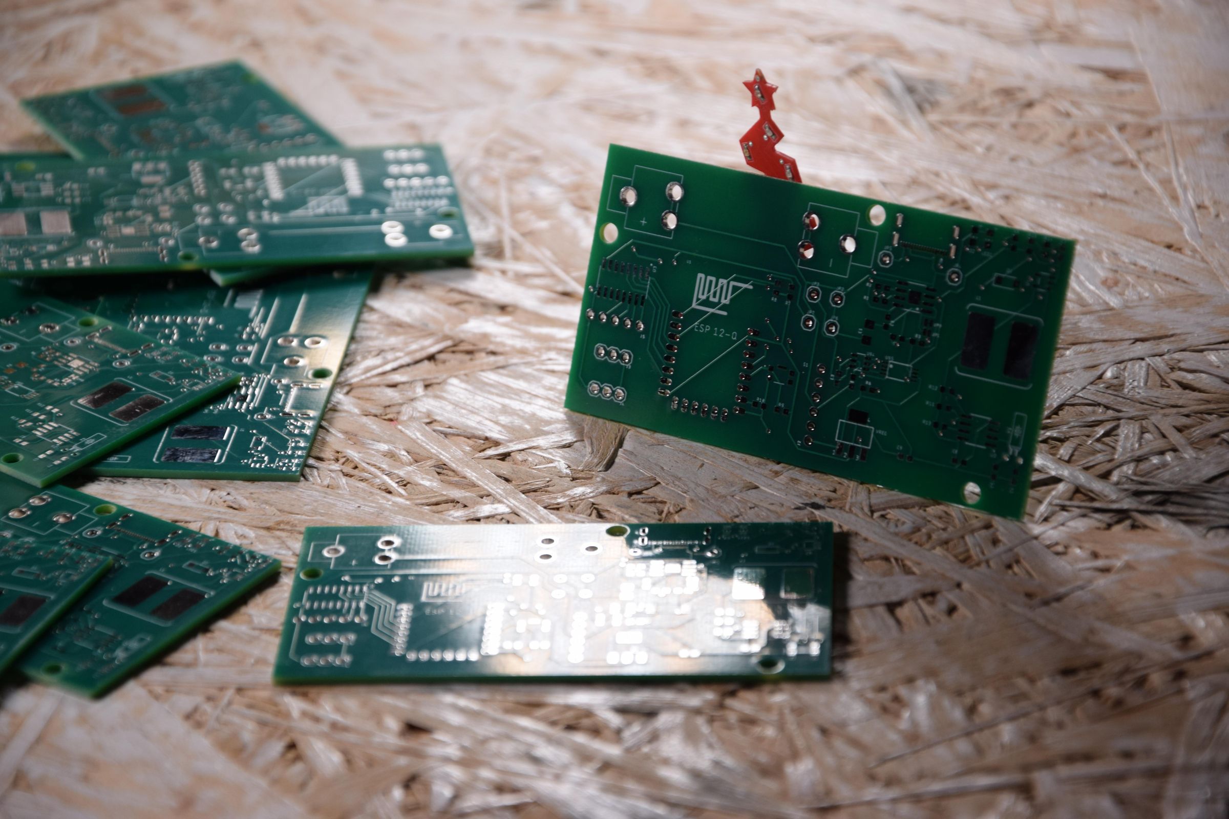 SMD Soldering and a Microscope. : 4 Steps - Instructables