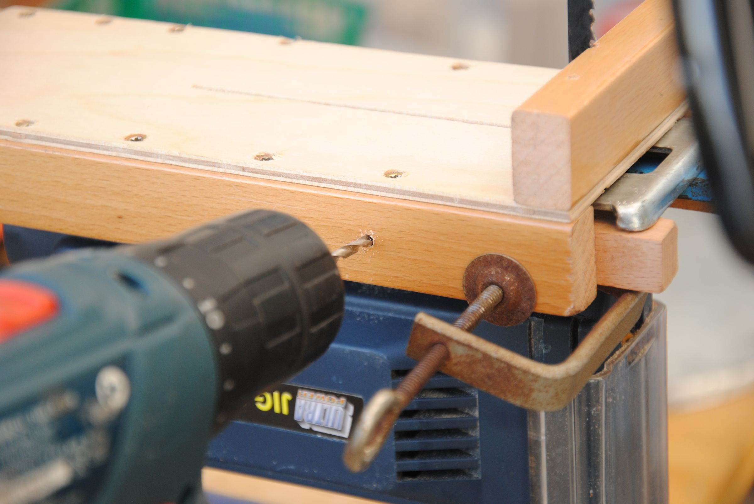 DIY Jigsaw Crosscut Sled - Perfect Jigsaw Cuts Every Single Time! : 8 ...