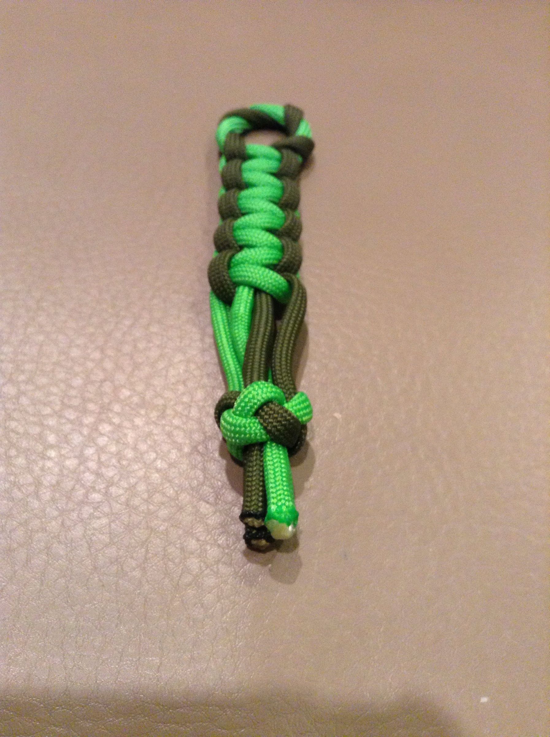 Paracord Two Tone Fob : 5 Steps - Instructables