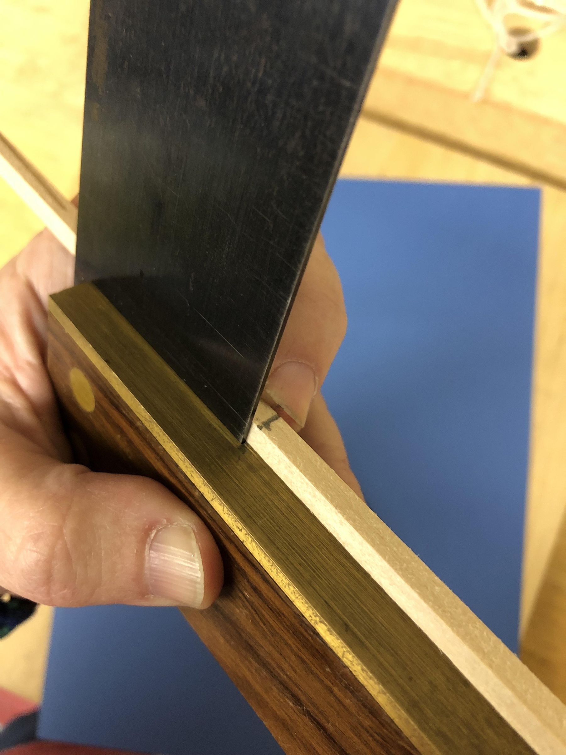 Basic: How to Draw a Straight Line : 8 Steps - Instructables