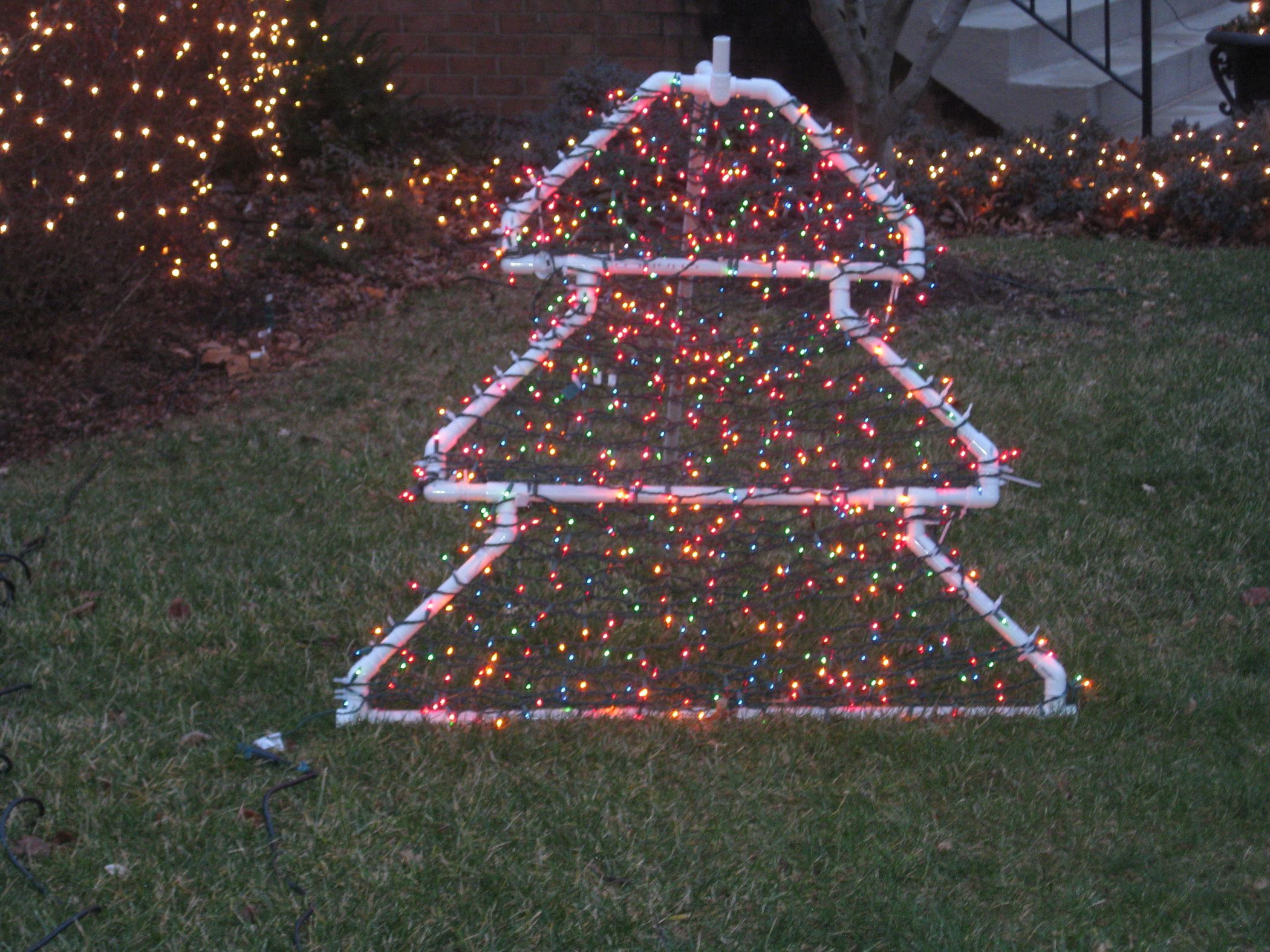 PVC Christmas Tree Lighted Yard Decoration : 3 Steps - Instructables