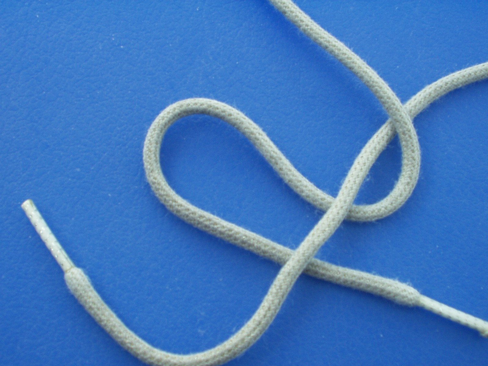 True Lover's and Friendship Knots : 11 Steps - Instructables