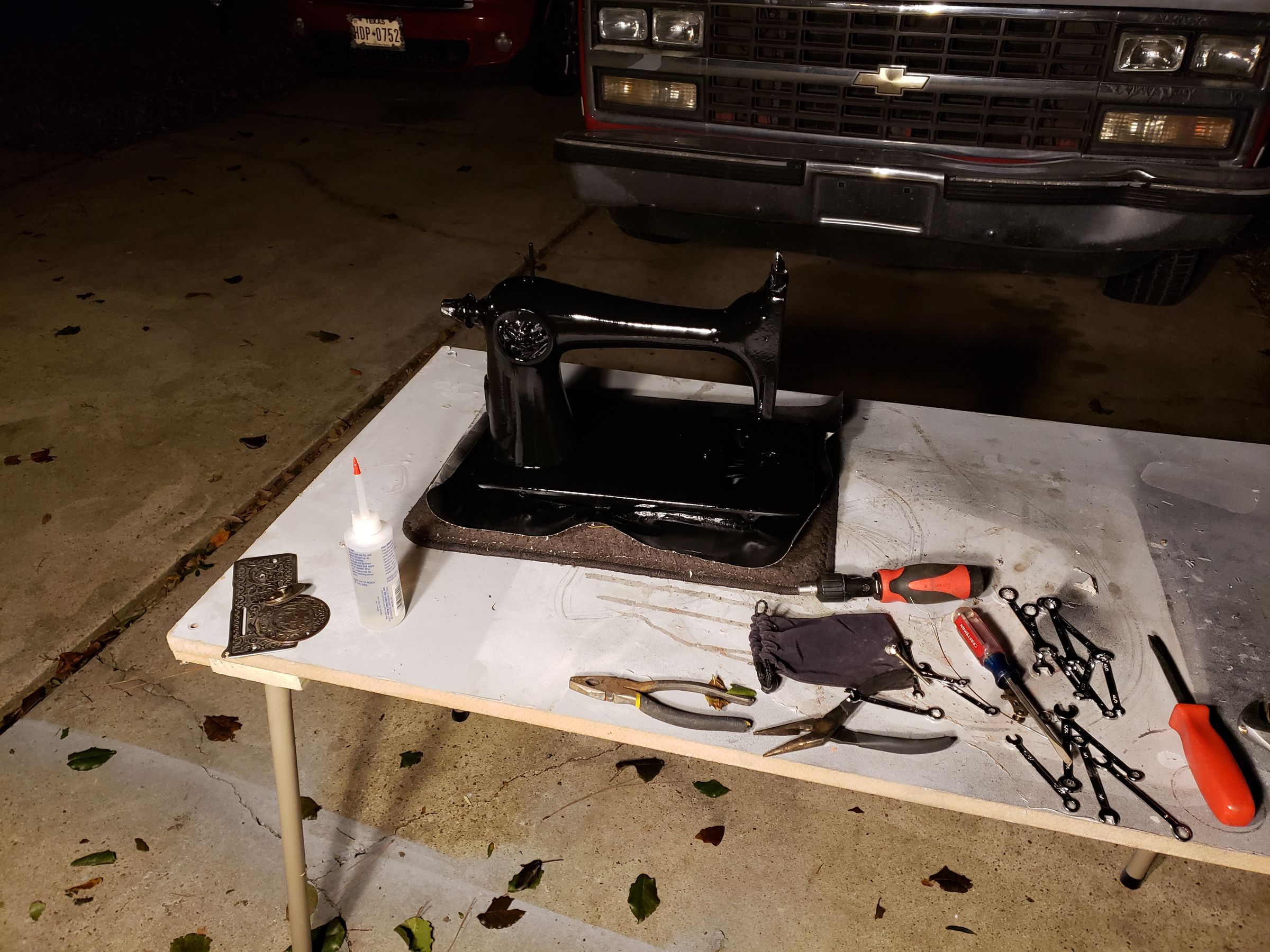 Fix and Restore Vintage Singer Sewing Machine : 5 Steps - Instructables