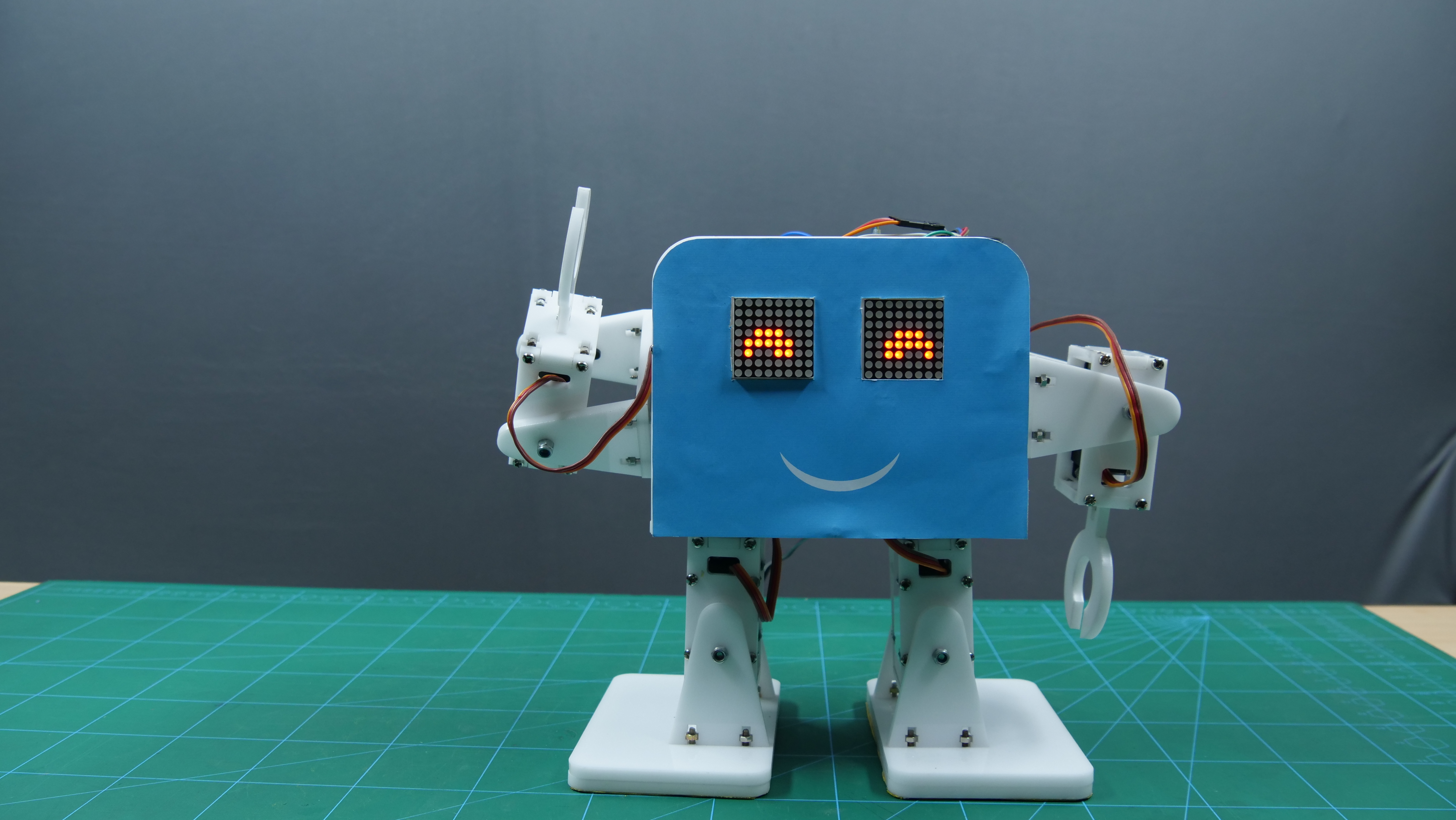 Make Smartphone Controlled Humanoid Bipedal Robot Using Evive- Arduino ...