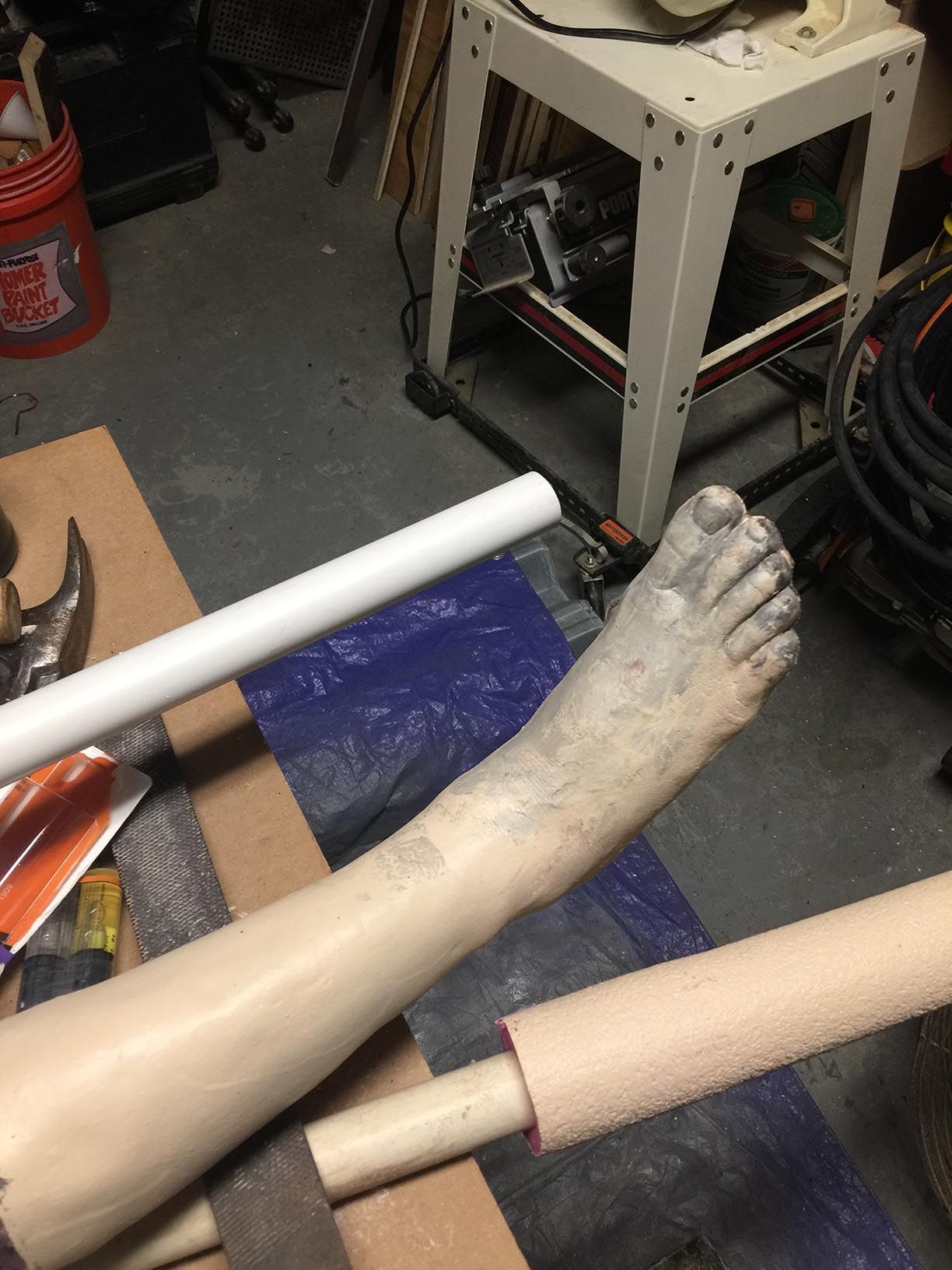 PVC Zombies and Fence Halloween Decoration : 8 Steps (with Pictures ...