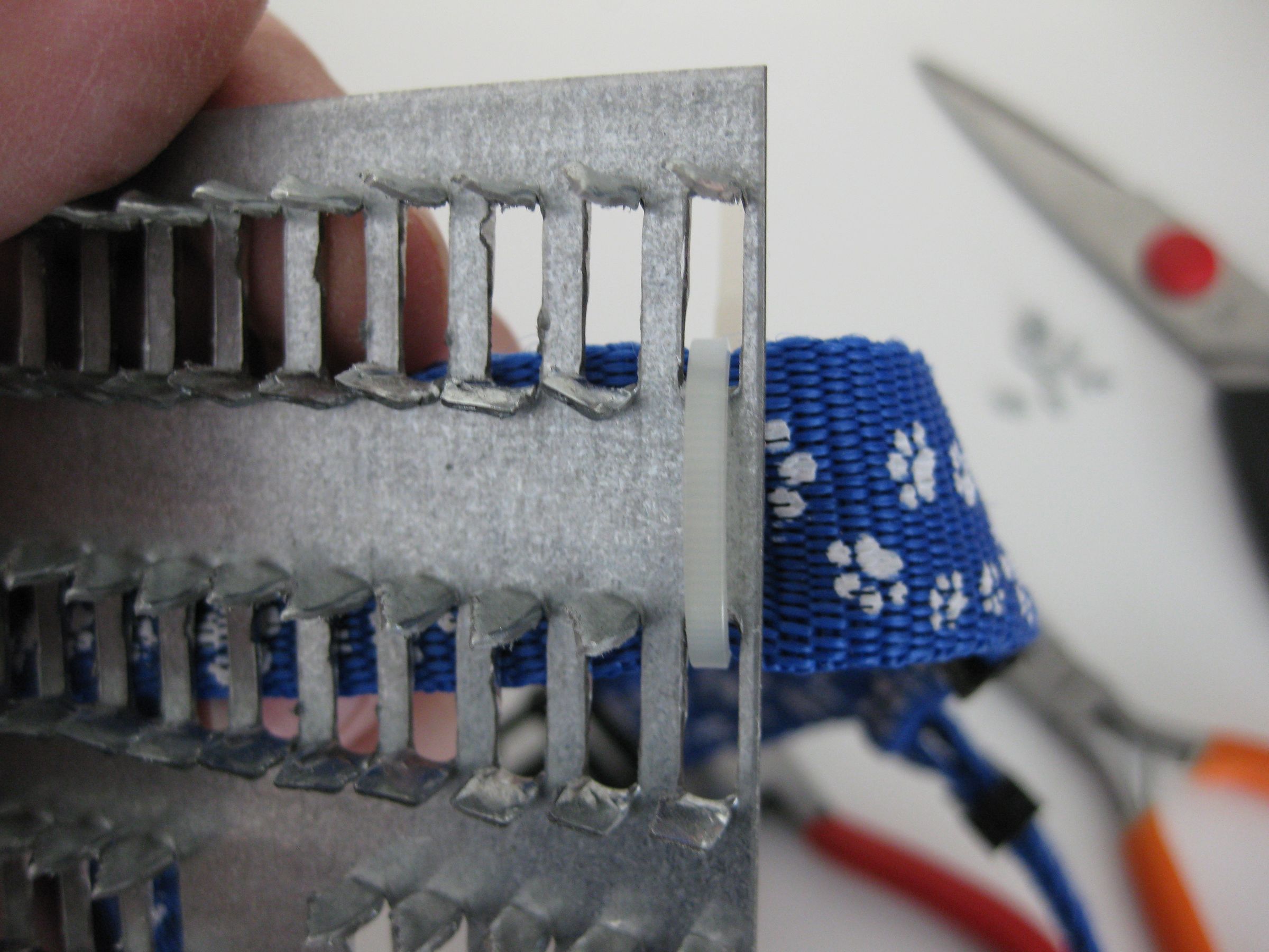 Assured Foot Ice Cleat Walkers : 5 Steps (with Pictures) - Instructables