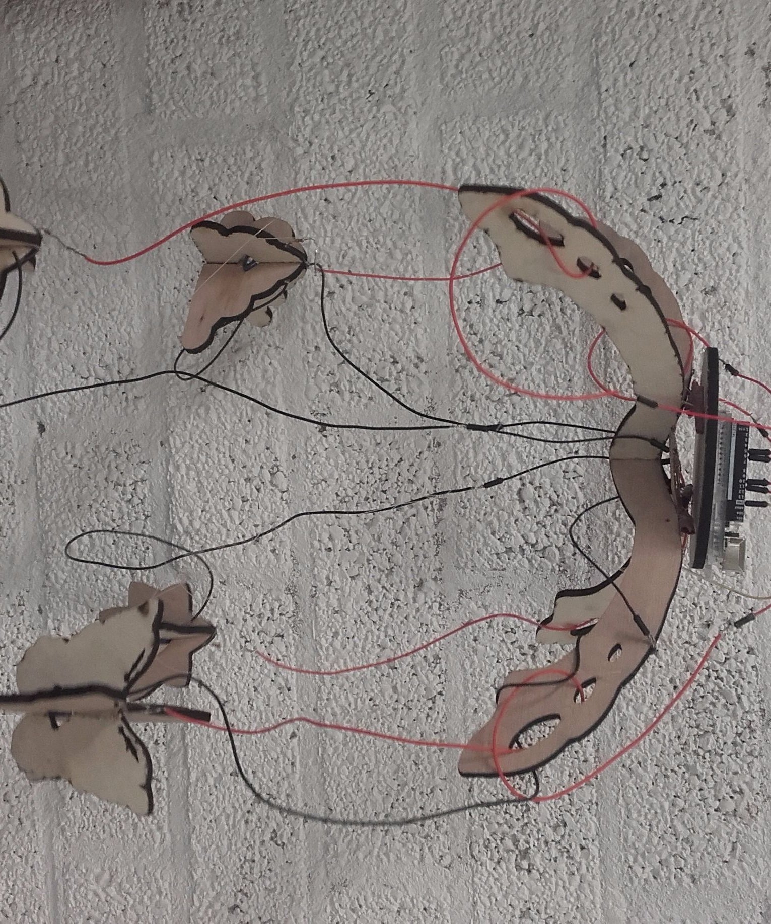 Automatic Baby-Mobile : 6 Steps (with Pictures) - Instructables