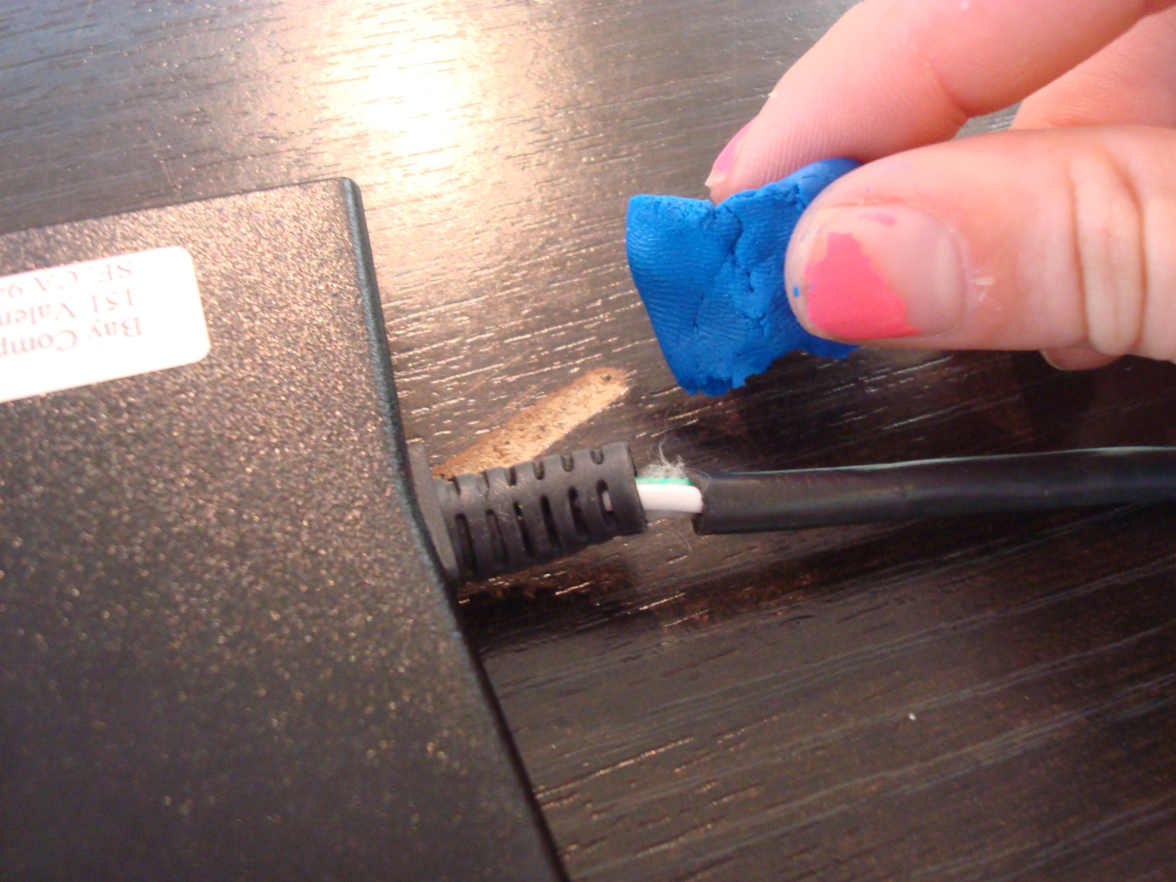 Repair an Exposed Wire With Sugru : 3 Steps (with Pictures) - Instructables
