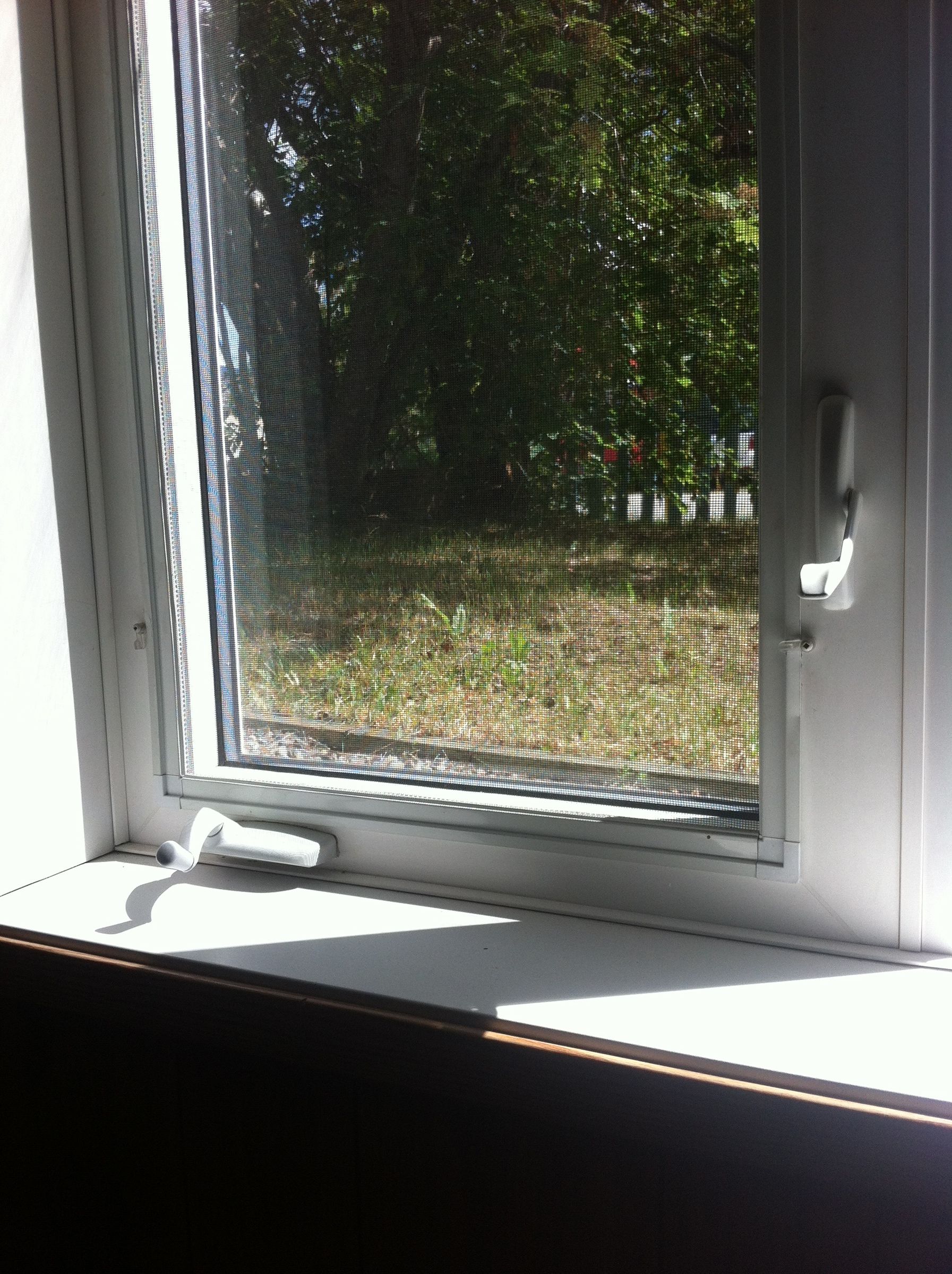 Window Opener / Latch Keeper Repair : 4 Steps (with Pictures ...