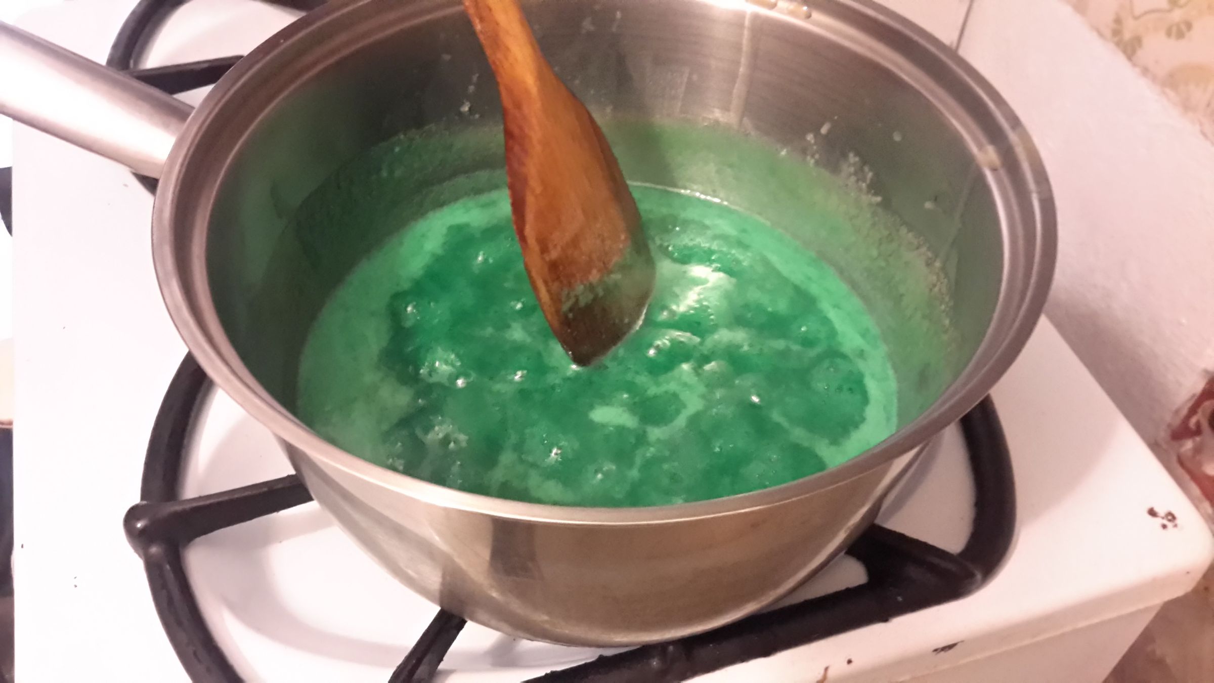 Minecraft Emerald Fudge Blocks! : 6 Steps - Instructables