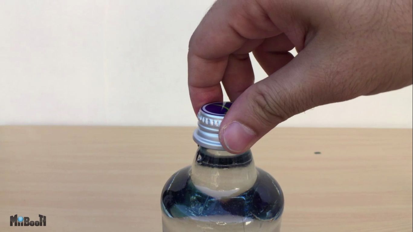 Ocean Waves in a Bottle (Video) : 3 Steps (with Pictures) - Instructables
