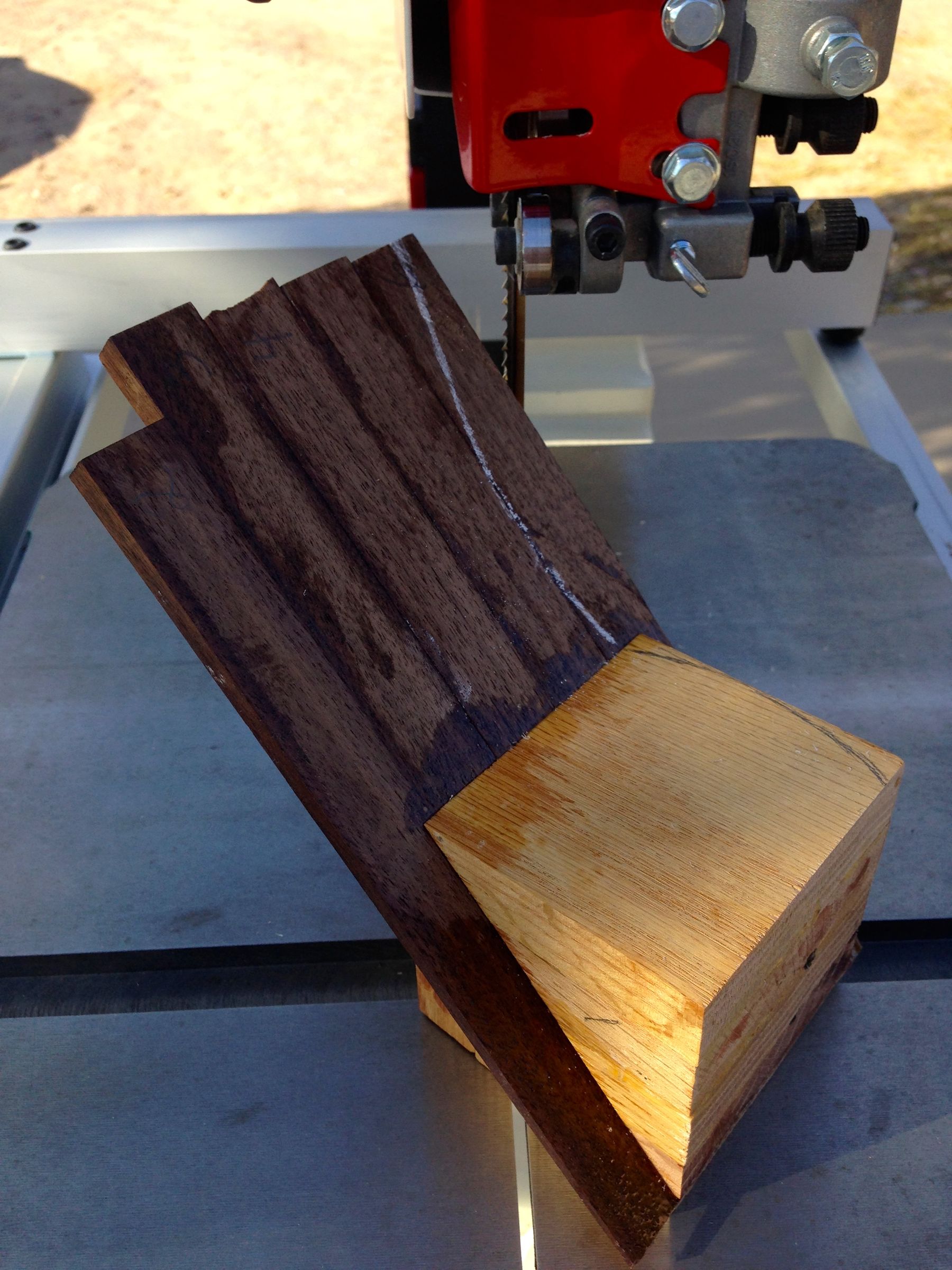 Decorative Leaves From Wood : 4 Steps (with Pictures) - Instructables