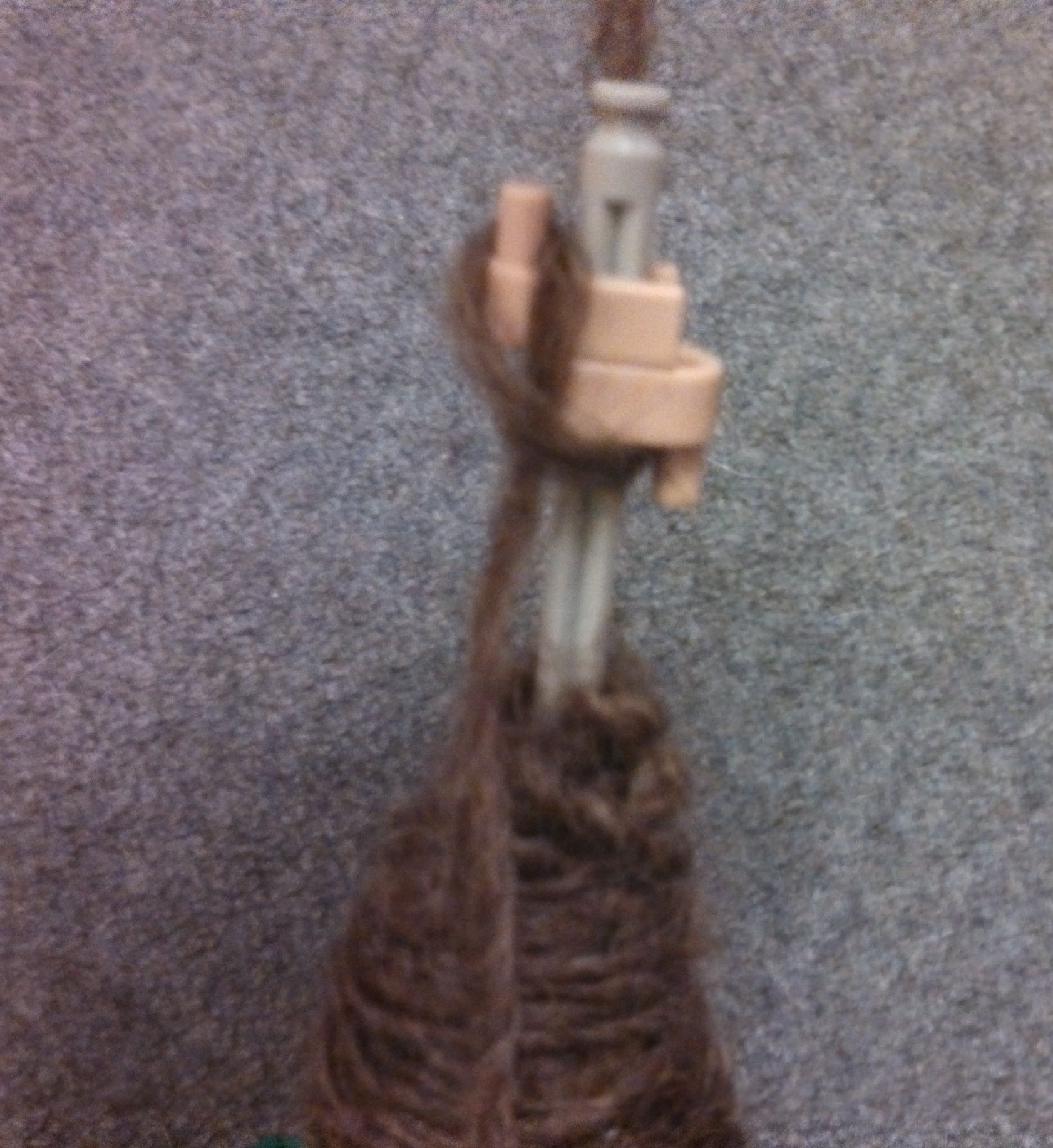 K'nex Drop Spindle, Lazy Kate and Niddy Noddy : 5 Steps (with Pictures ...