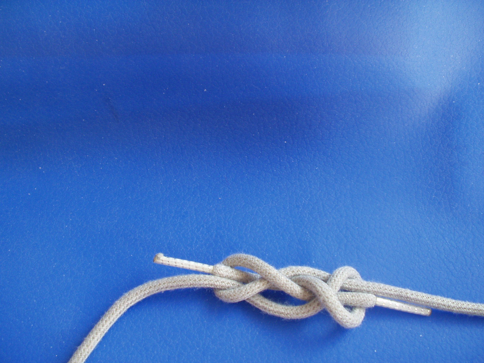 Reever Knot : 8 Steps - Instructables