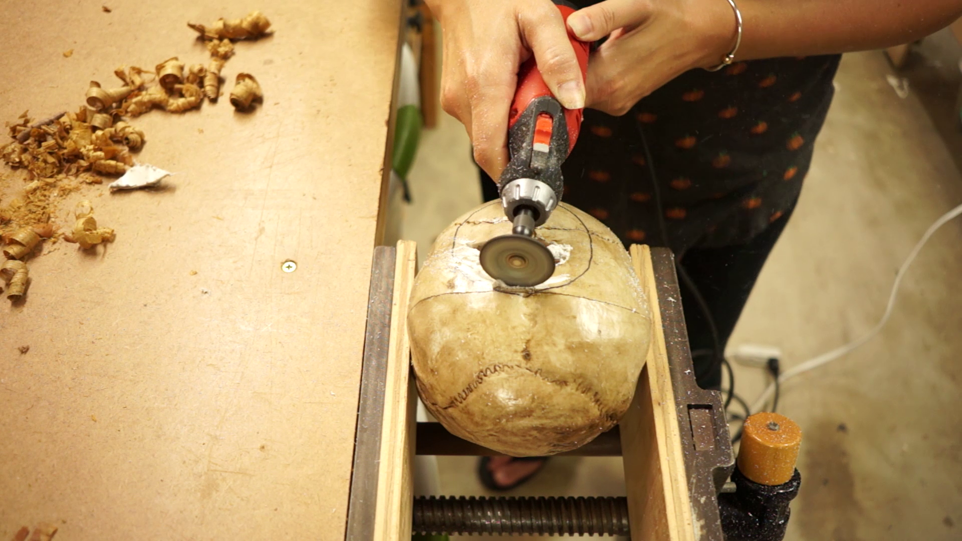DIY Skull Torches : 3 Steps (with Pictures) - Instructables