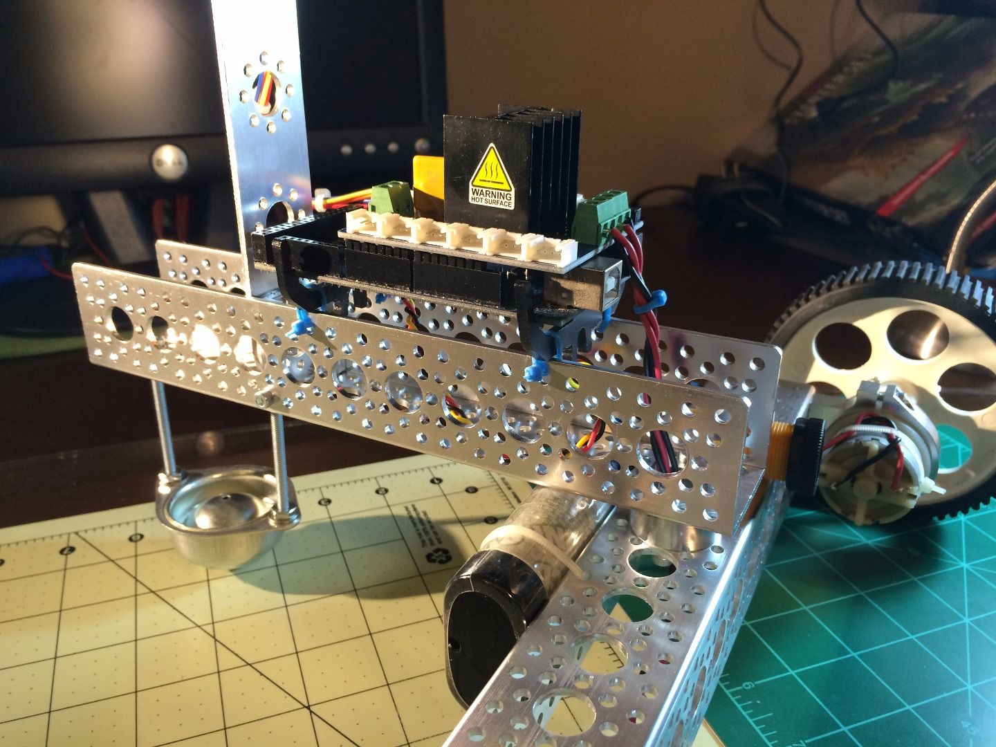 Build a Modular Robot Chassis Using Actobotics : 13 Steps (with Pictures) - Instructables