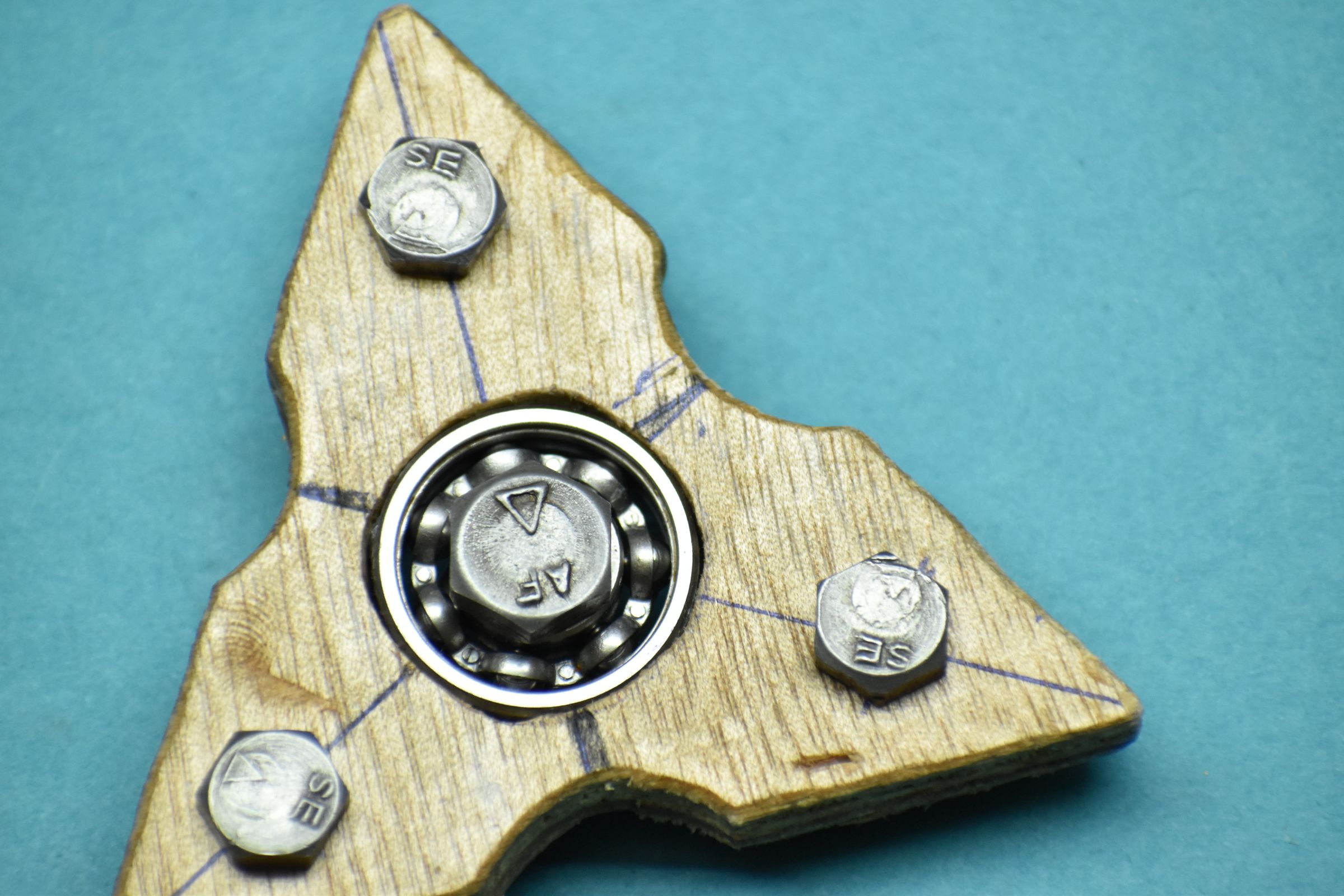 Homemade Fidget Spinner : 6 Steps (with Pictures) - Instructables