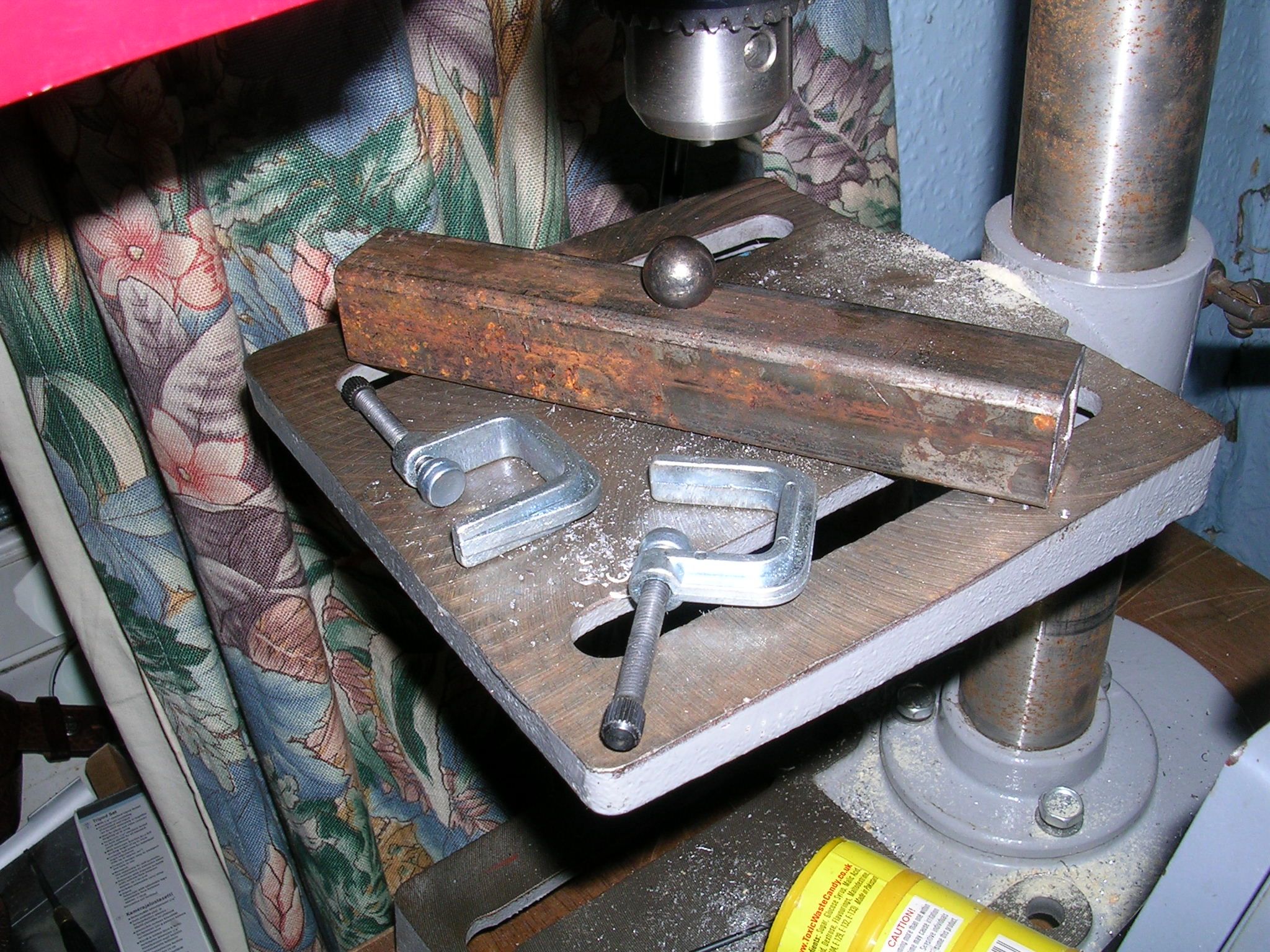 Simple Drill Jig for Drilling a Perfect Hole in a Sphere. : 3 Steps ...