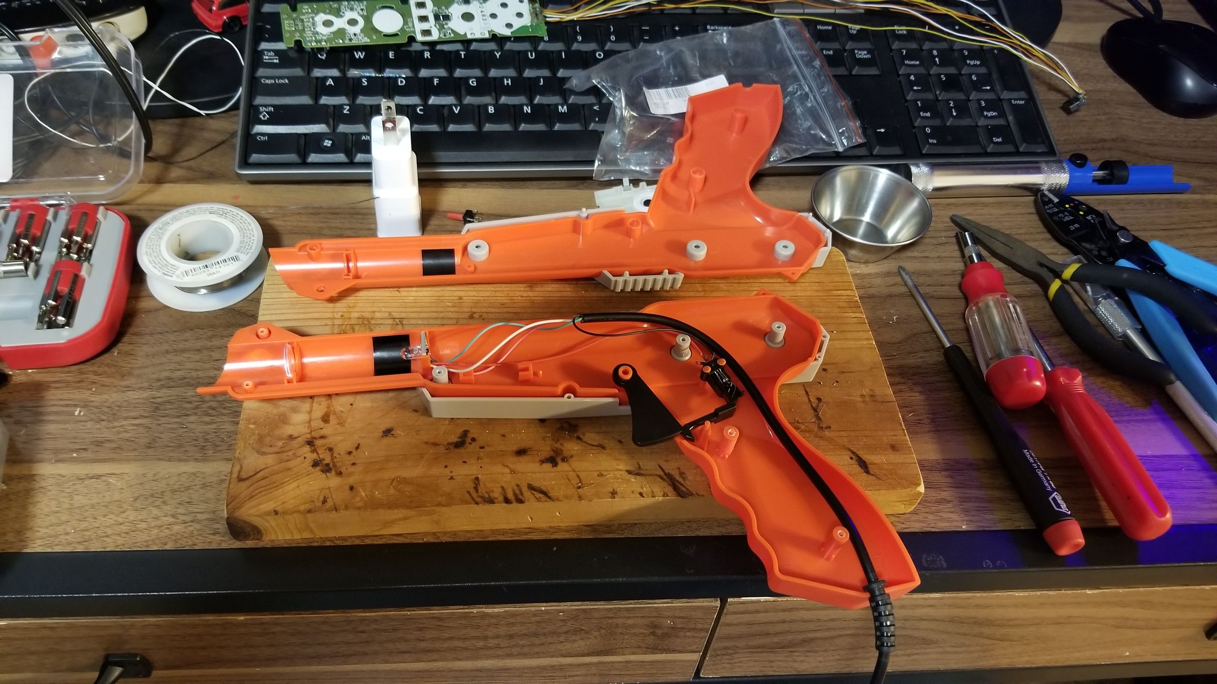 NES Zapper Light Gun Wii Remote : 12 Steps - Instructables