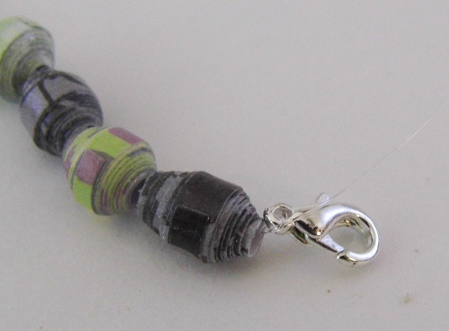 Handmade Paper Necklace : 13 Steps (with Pictures) - Instructables